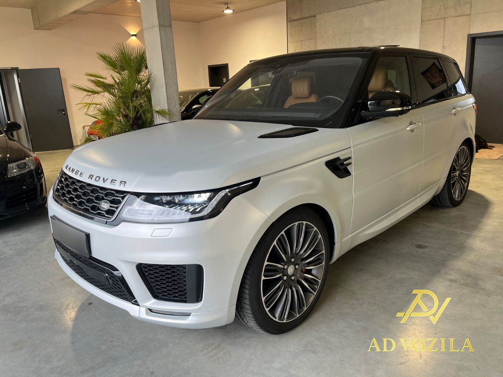 Range Rover Sport 4.4 SDV8 HSE Dynamic | PANORAMA | MERIDIAN | KAMERA ...