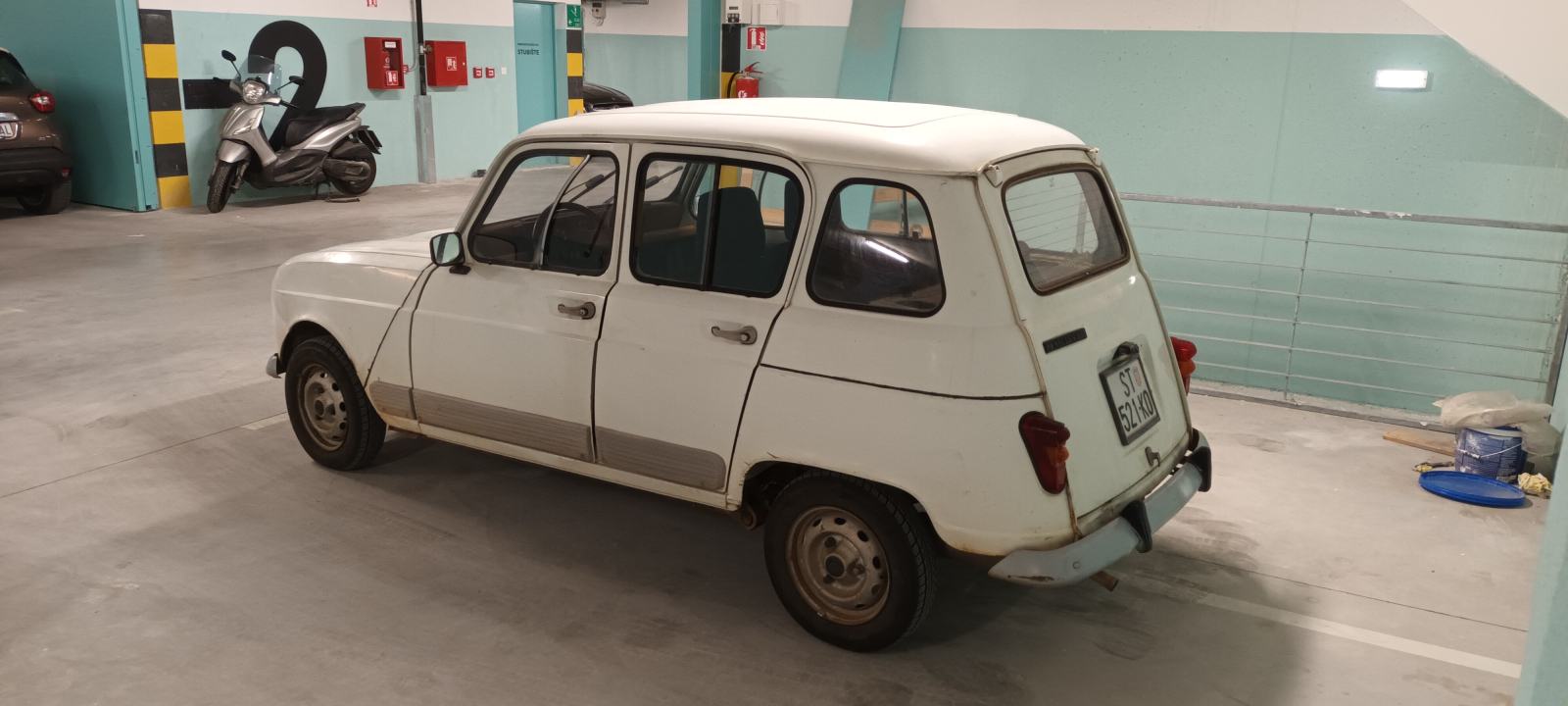 Renault 4 GTL, 1984 god.