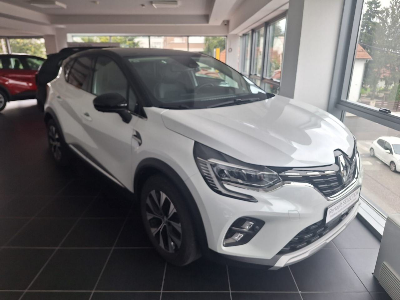 Renault Captur TCe 90 Techno, 2024 god.