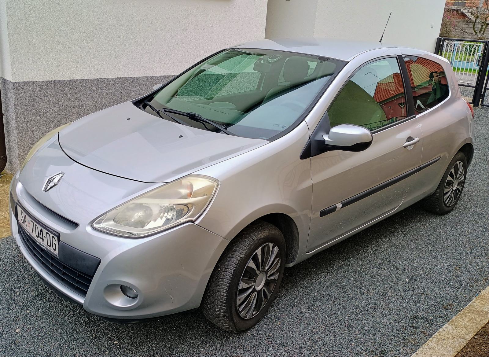 Renault Clio 1,2 16V HR auto, prvi vlasnik, reg. do 2/2025, 2011 god.