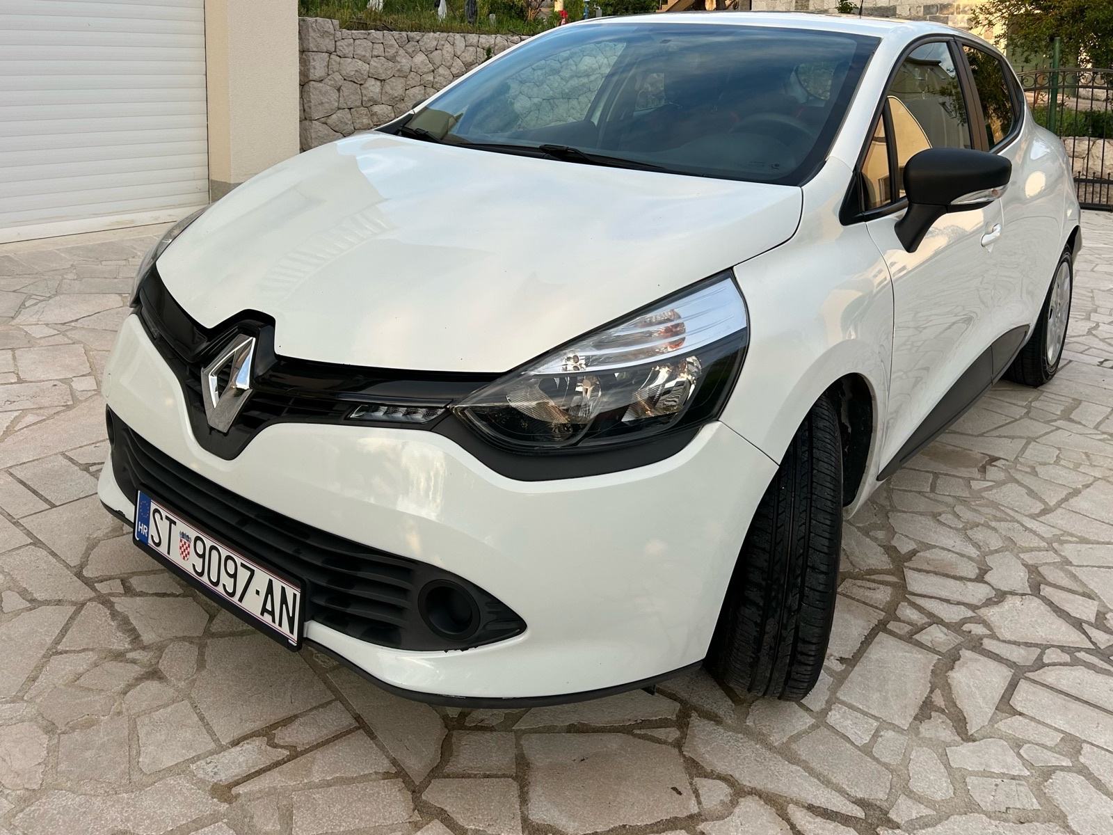 Renault Clio 1,2 reg. Do 05/2026 79 000 km, 2016 god.