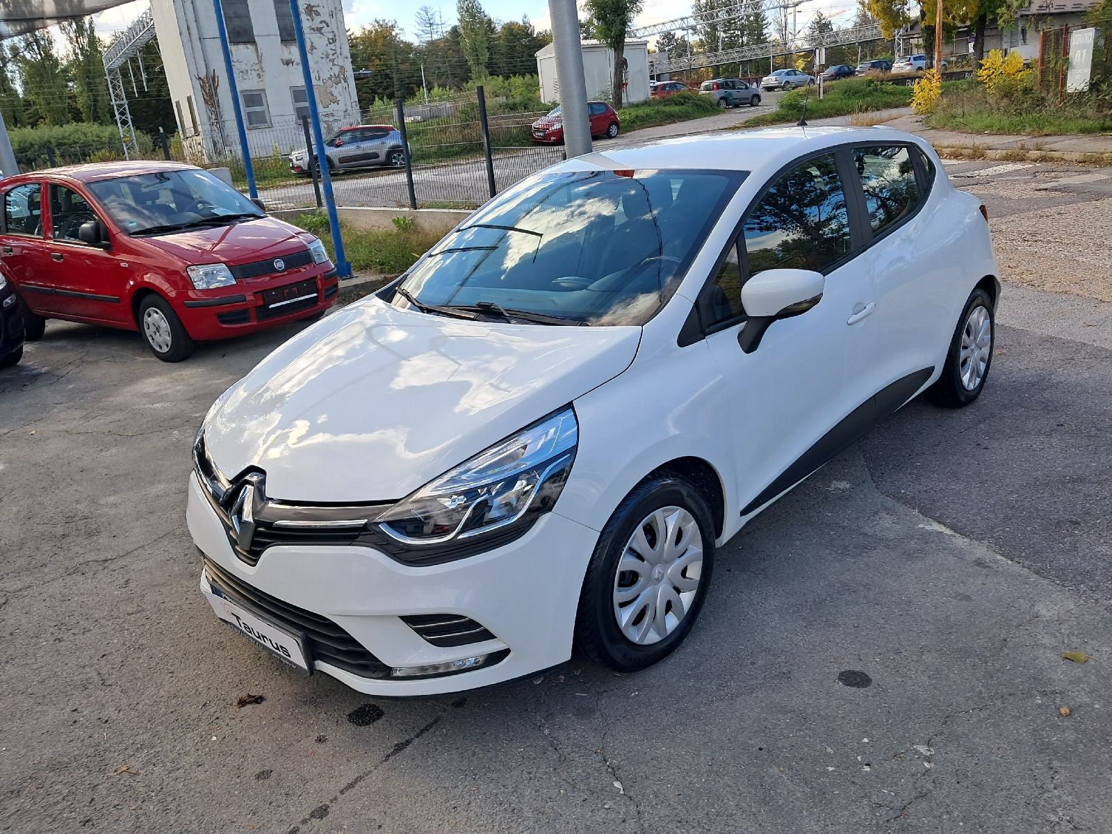 Renault Clio 1,5 dCi reg.11/2024 KLIMA NAVi HR.AUTO kartice/rate, 2017 god.