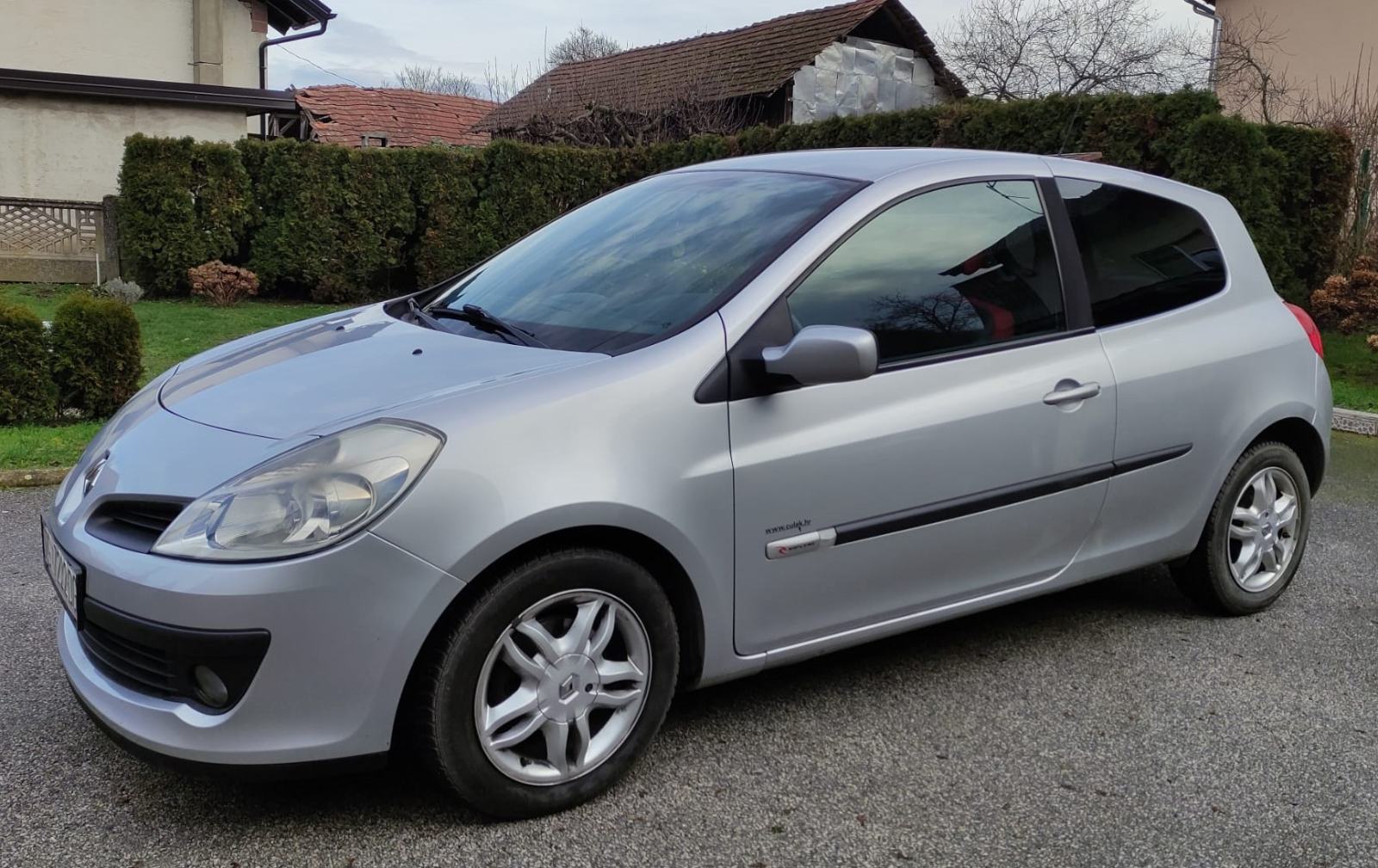 Renault Clio 1,5 dCi *Rip Curl*, garažiran, prvi vlasnik, 2007 god.