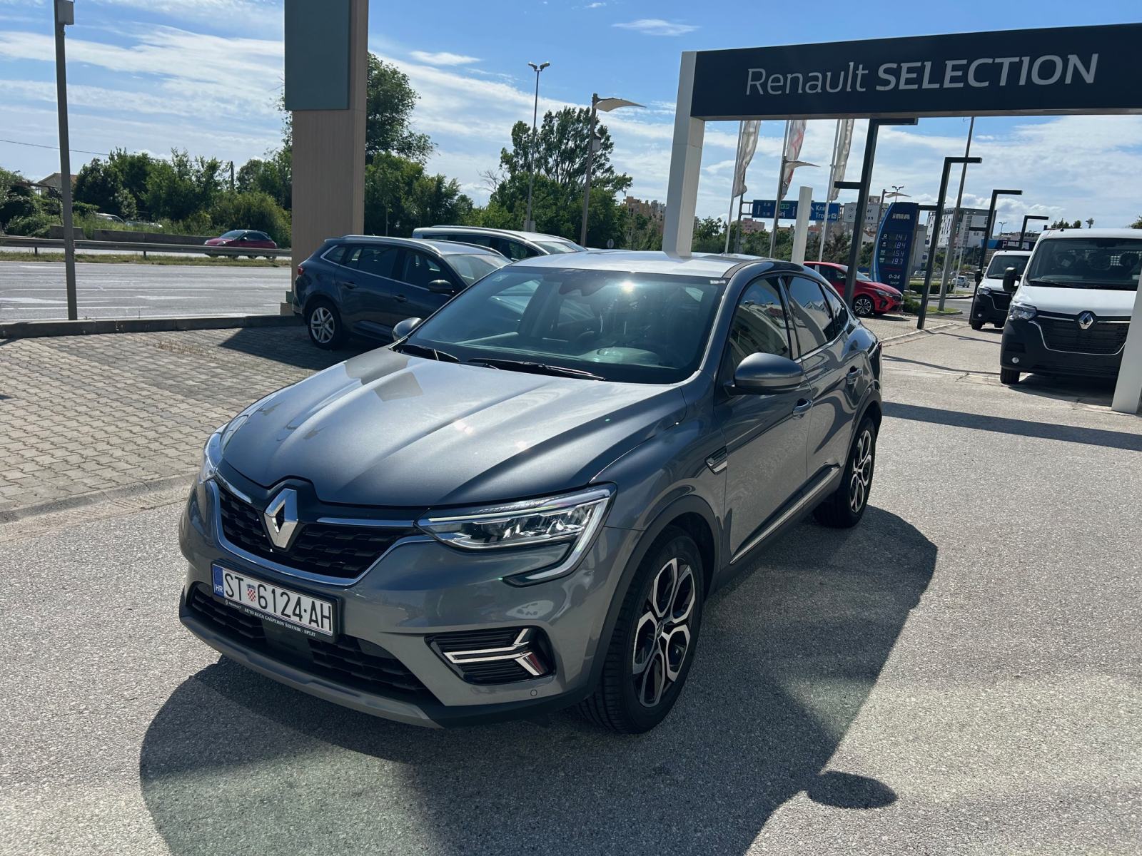 Renault Megane Conquest Techno Tce 140 EDC automatik, 2023 god.