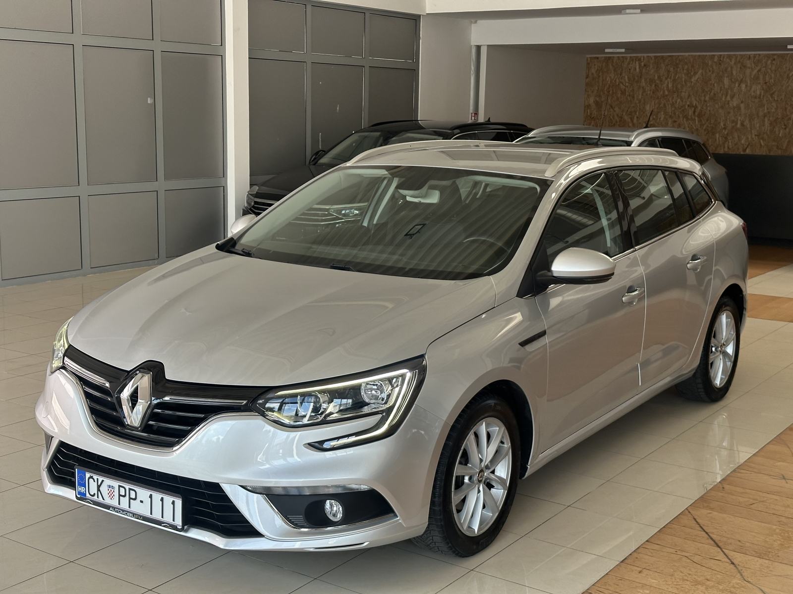 Renault Megane GT dCi 115 AUTOMATIK LED VIRTUAL PDC BUSINESS JAMSTVO ...