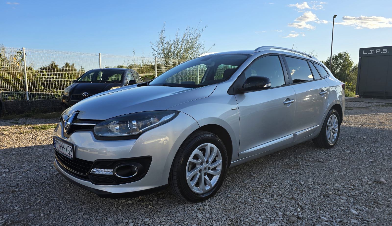 Renault Megane SW LIMITED 1,5 dCi 1.Vlasnika, Servisna REZERVIRAN ️ ️ ...