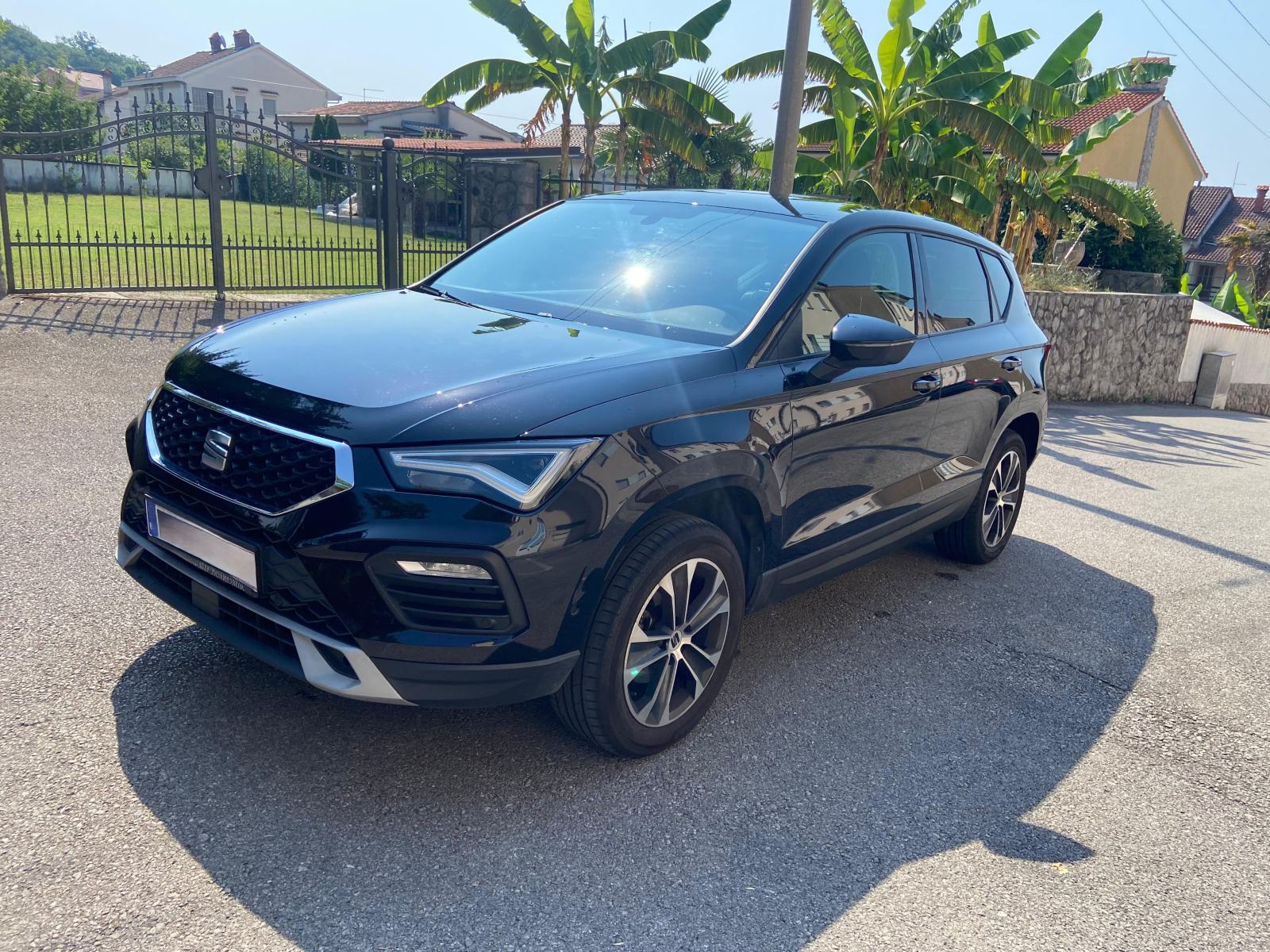 Seat Ateca 2,0 TDI+set zimskih guma+5g. garancije. Reg+kasko 7/2025 ...