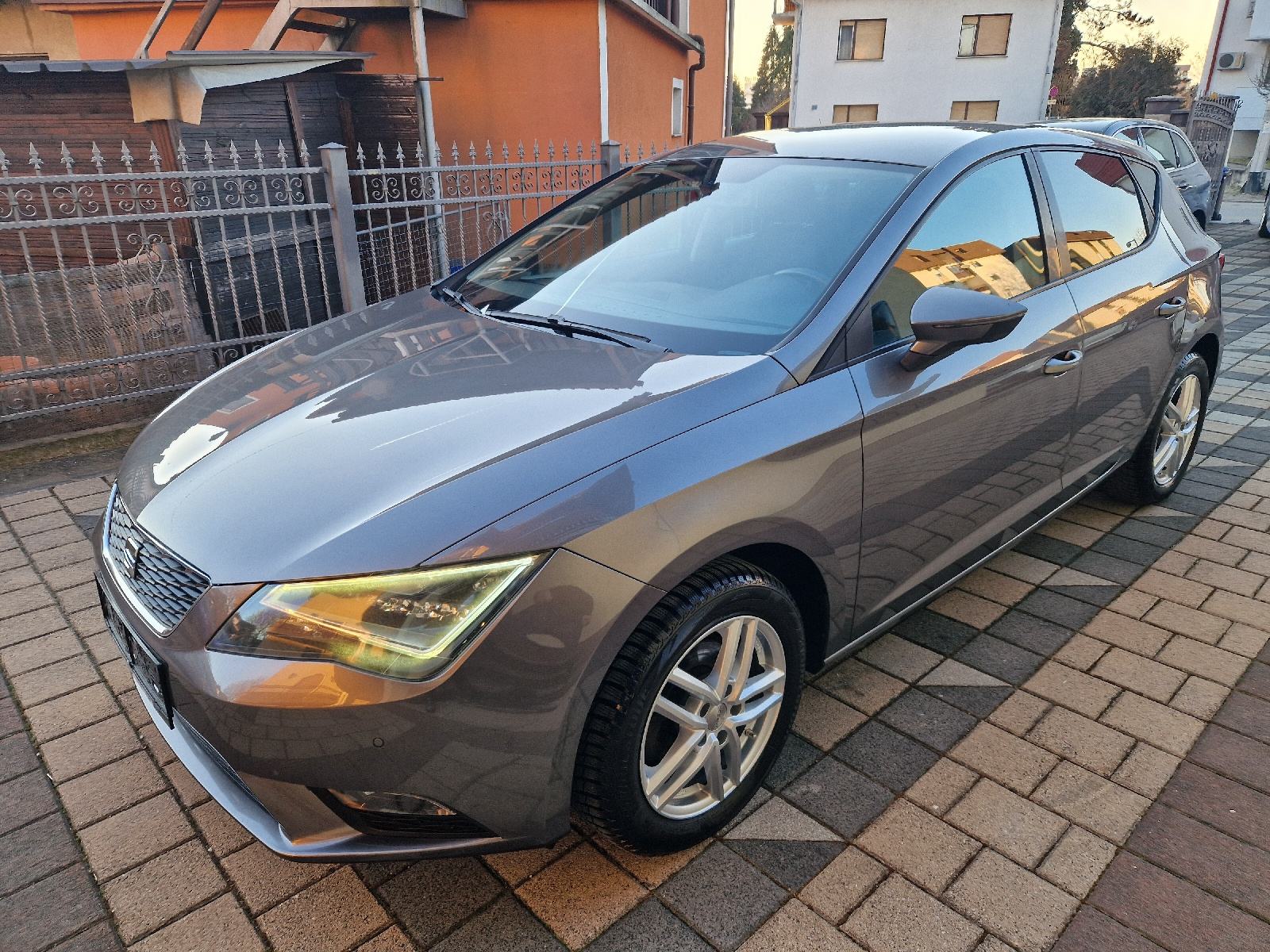 Seat Leon 1,6 TDI MATRIX **95 TKM** TOP STANJE, 2015 god.