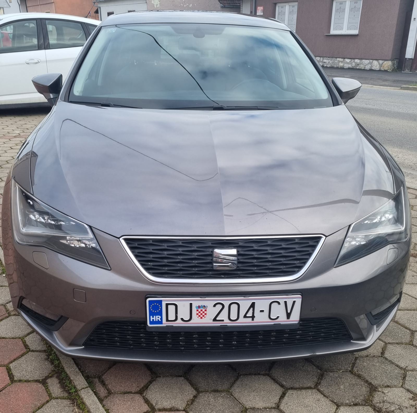 Seat Leon 1,6 TDI full oprema! koža! matrix svjetla!, 2015 god.