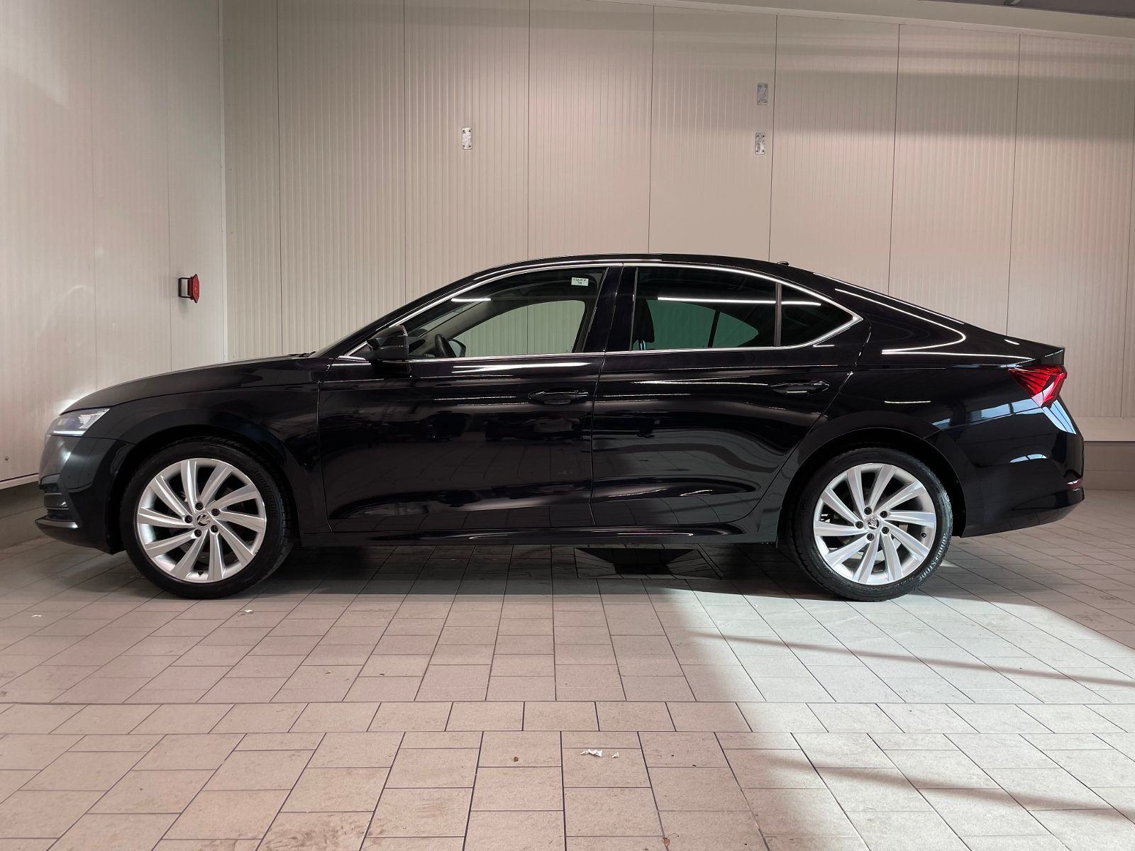 Škoda Octavia 2,0 TDI DSG 150KS ACC HUD VIRTUAL WEBASTO LED APPLE, 2021 ...