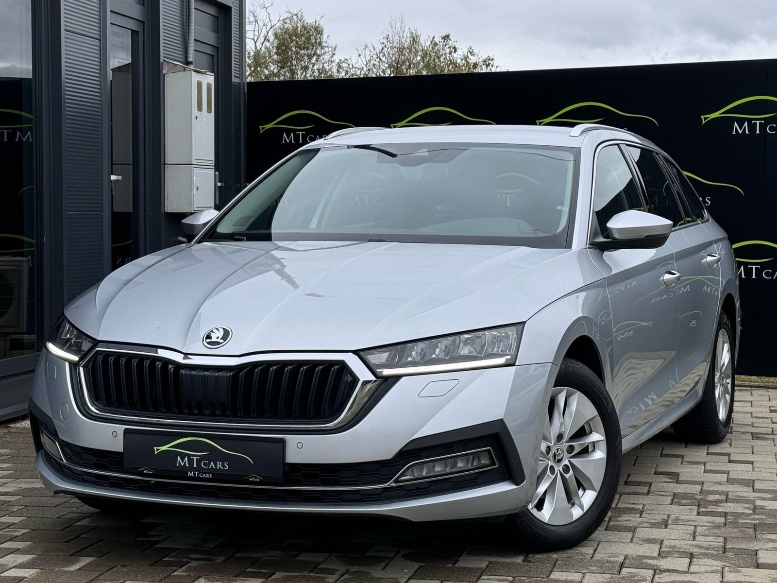 ŠKODA OCTAVIA 2.0TDI DSG 150KS, LED, VIRTUAL, PDC, AMBI LIGHT, JAMSTVO ...