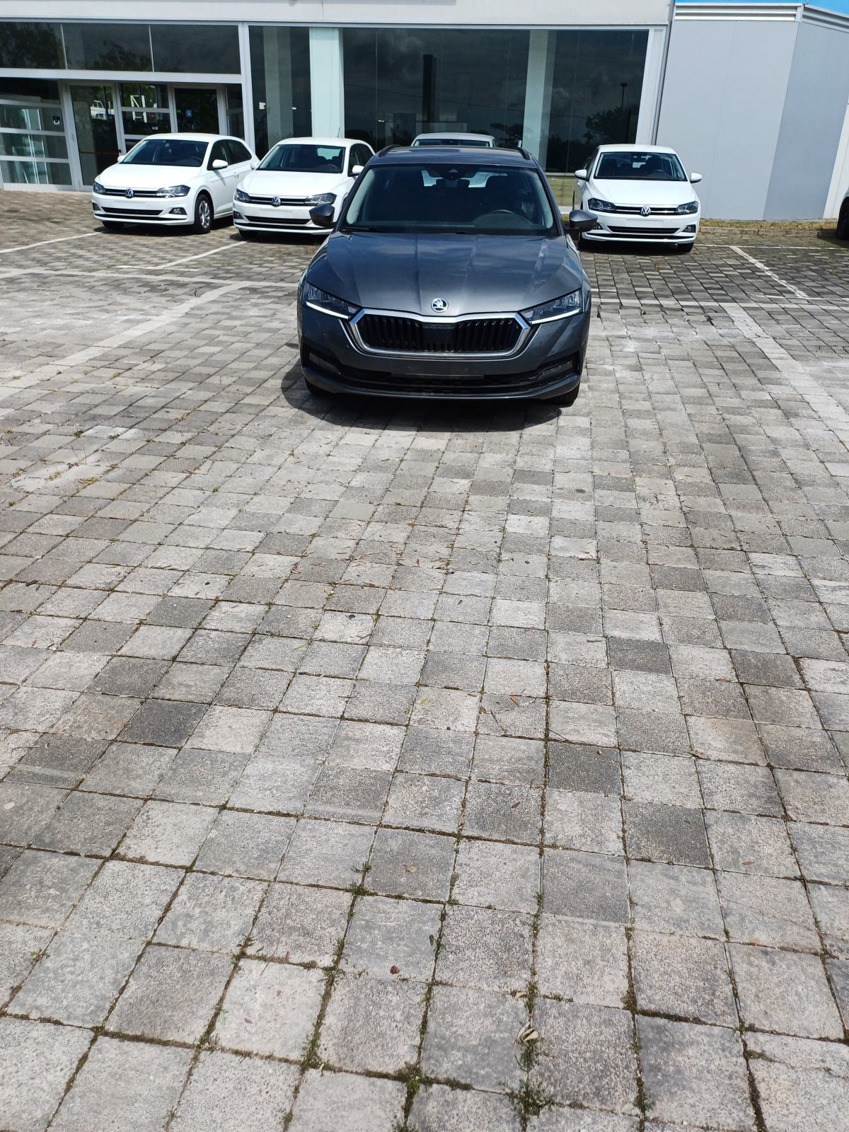 Škoda Octavia Combi 2,0 TDI Busines line, 2022 god.
