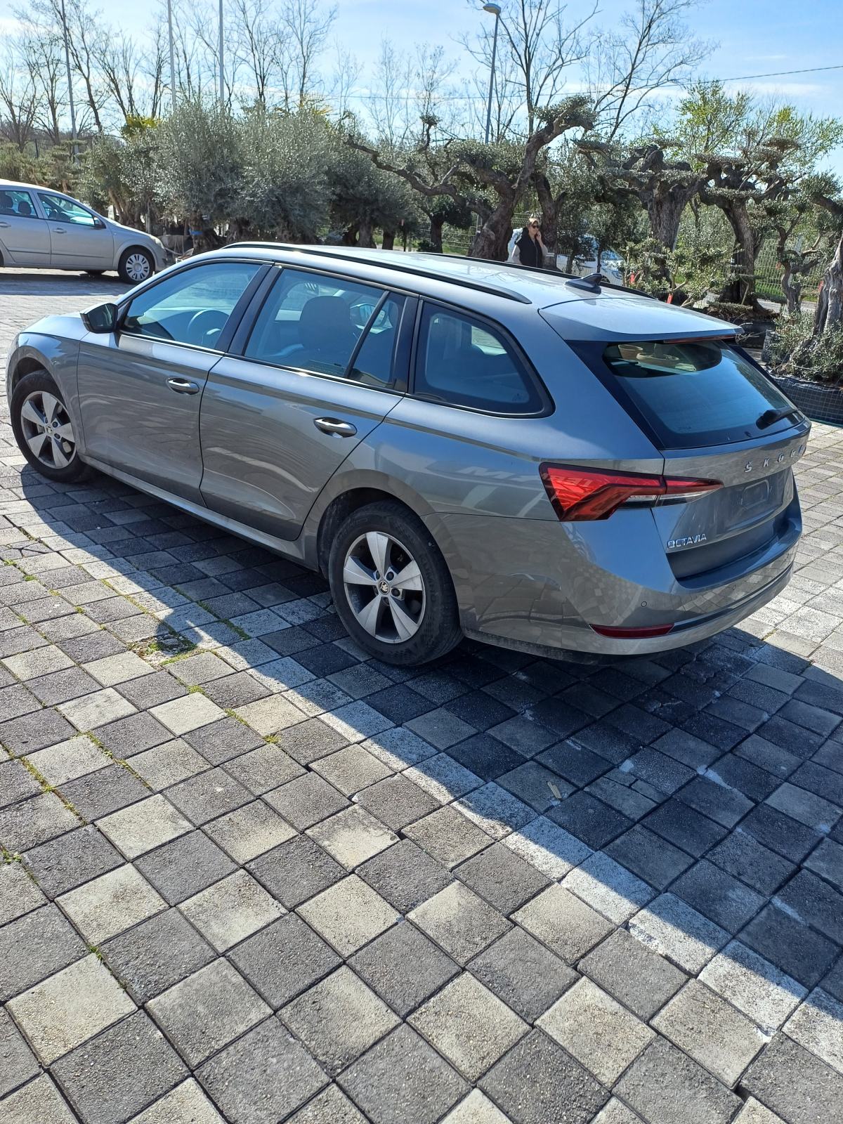 Škoda Octavia Combi 2,0 TDI BUISSNIES LINE, 2022 god.