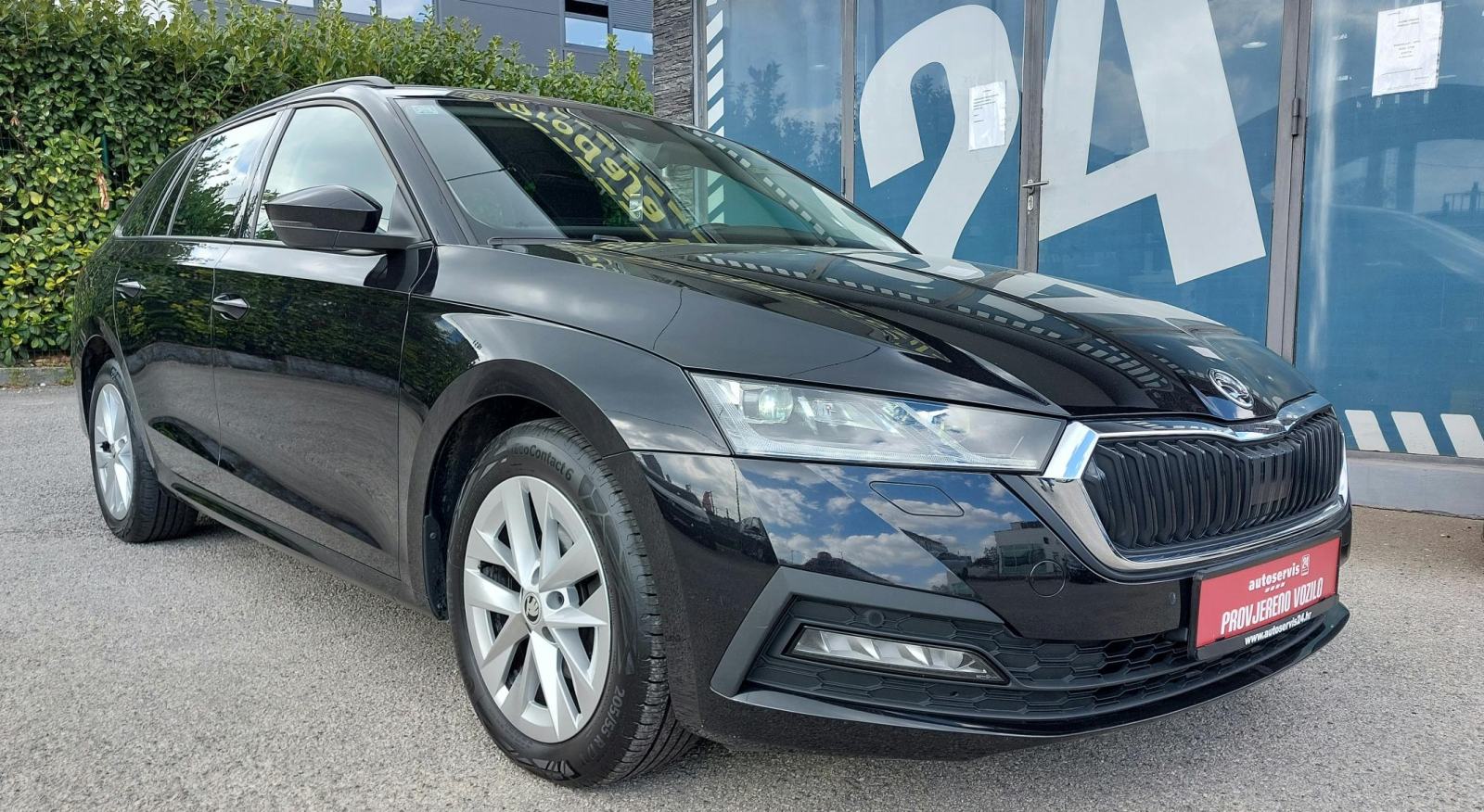 Škoda Octavia Combi 2,0 TDI DSG, U PDV-u, FULL LED, REG DO 10/2025 ...