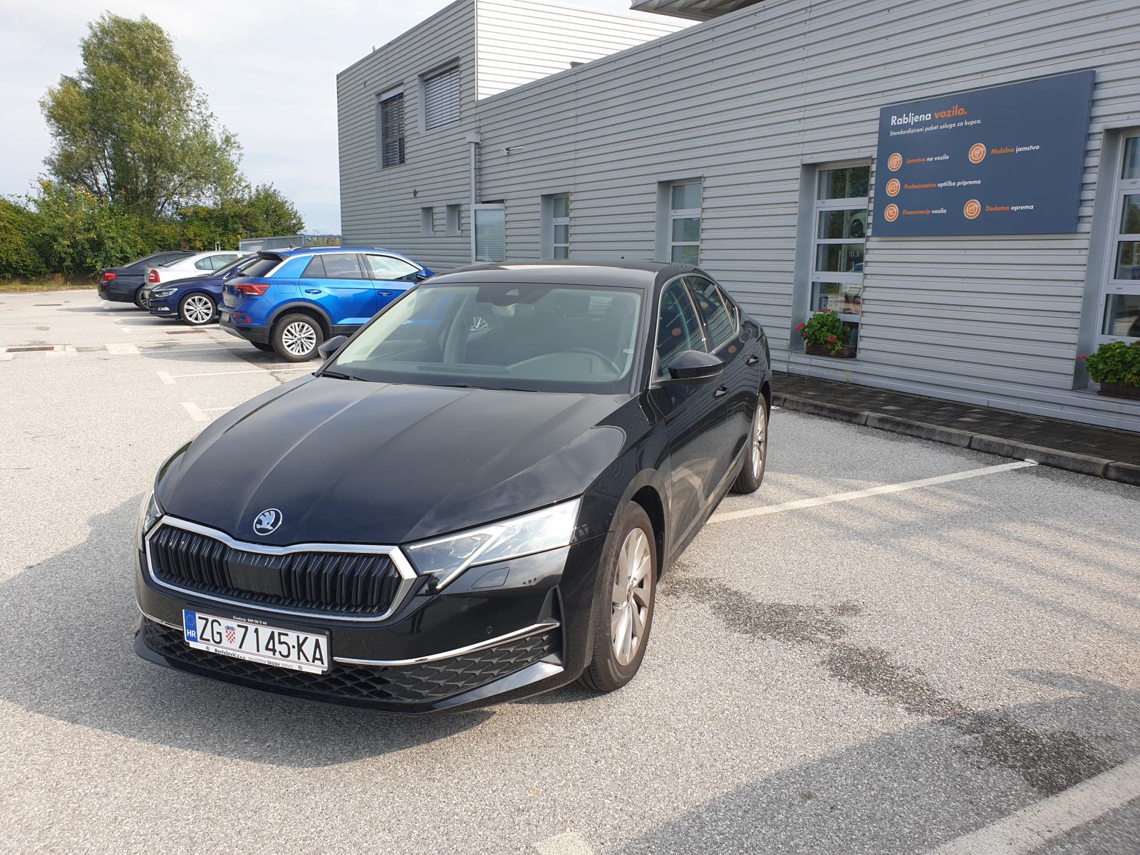 Škoda Octavia FL Selection 2.0 TDI - NOVI MODEL! Reg. do 08/2025, 2024 god.