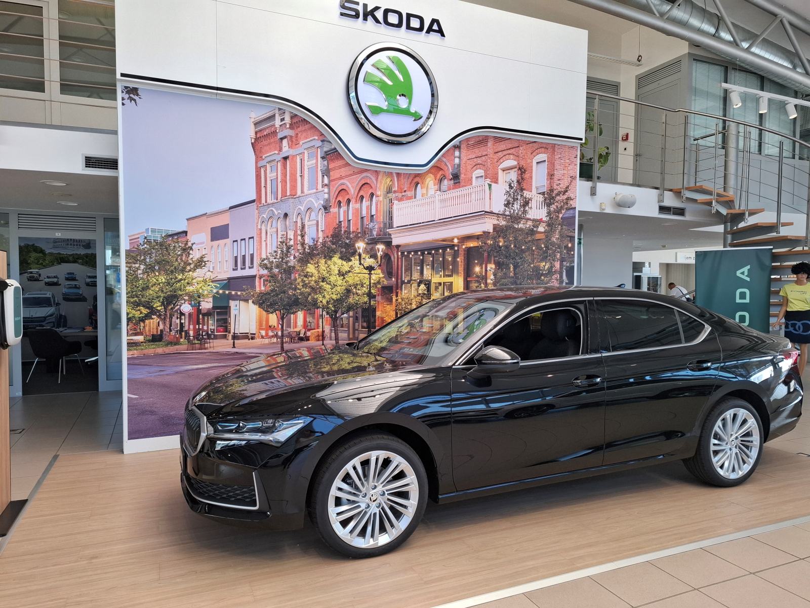 NOVA ŠKODA SUPERB SELECTION 2.0 TDI DSG - DOSTUPAN ODMAH, 2024 god.