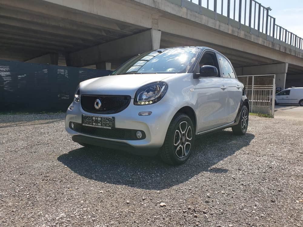 Smart forfour 453 prime NAV Automatik, 2015 god.