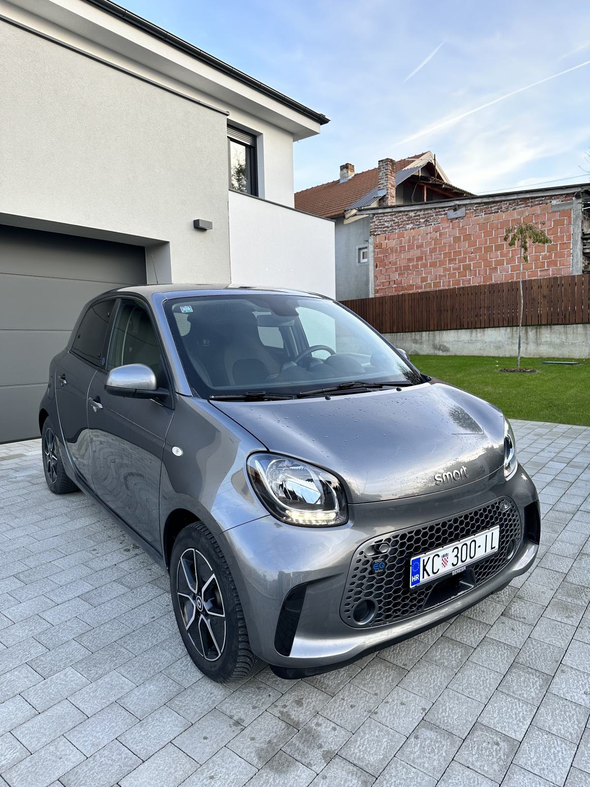 Smart forfour Smart EQ automatik, 2020 god.