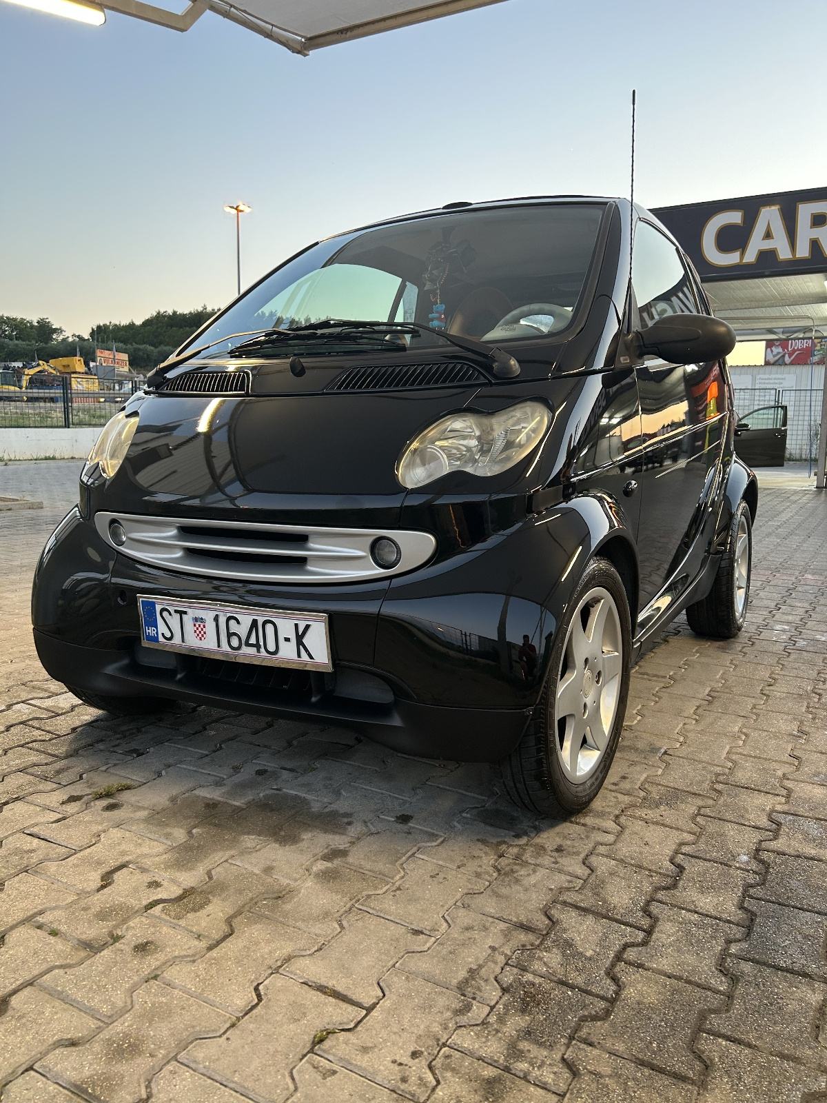 Smart fortwo 450 cabrio 600cc, 2001 god.