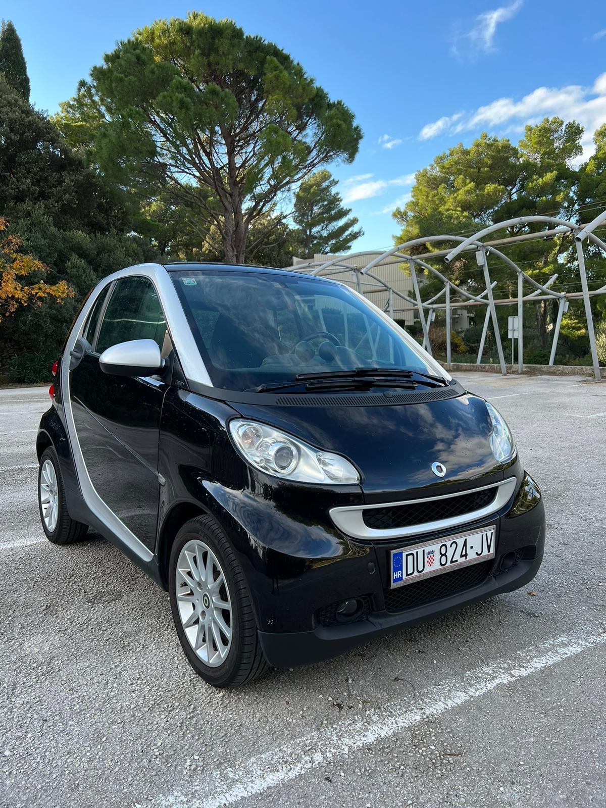 Smart fortwo 451 MHD registriran 12/23!!, 2008 god.