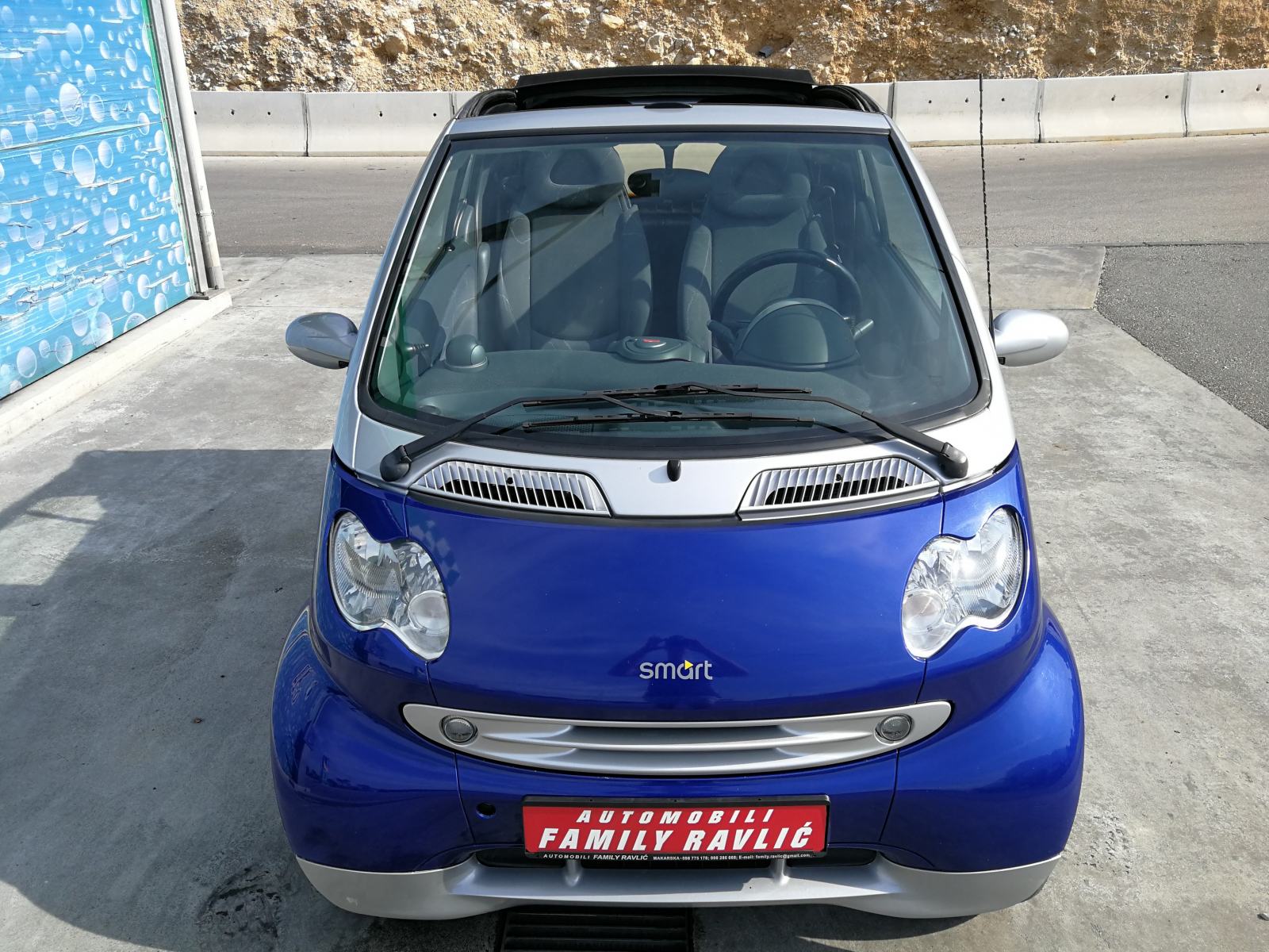 Smart fortwo cabrio, 2003 god.