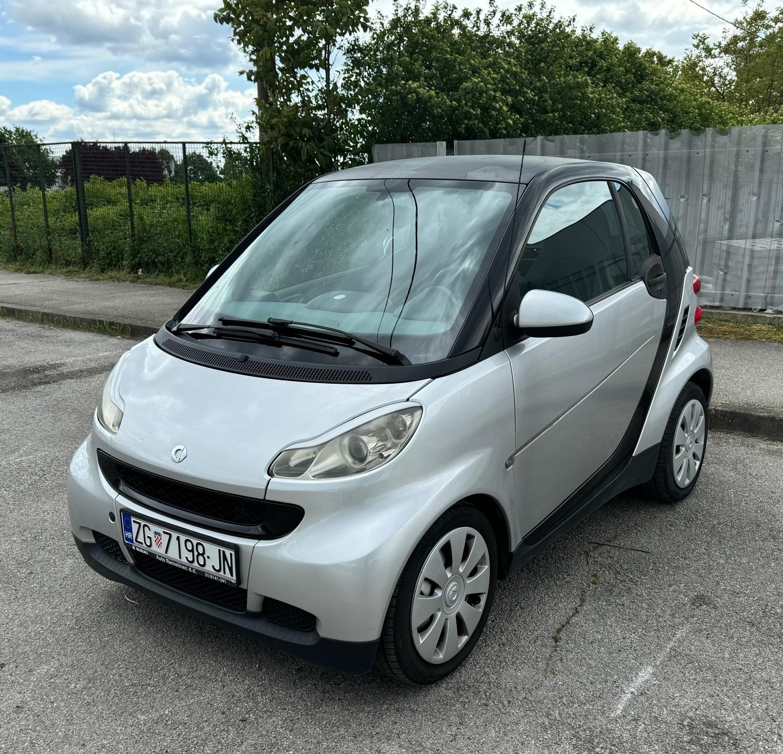SMART FORTWO 451-AUTOMATIK-REG DO 1/25-VELIKI SERVIS-TOP STANJE, 2008 god.