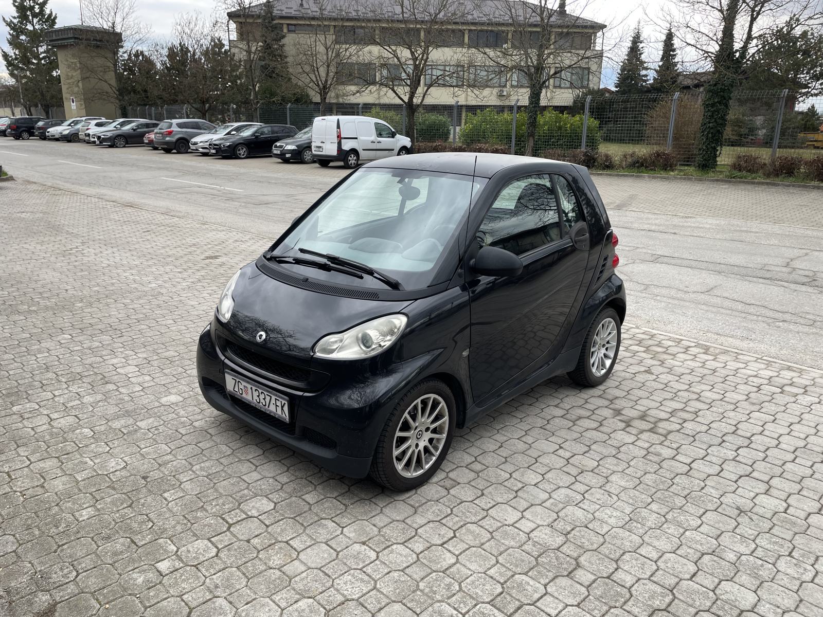 Smart fortwo coupe 451 mhd * REG 01/25 * 52kW * 2009 GOD, 2009 god.