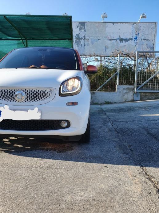 Smart EDITION ONE #1, 2015 god.