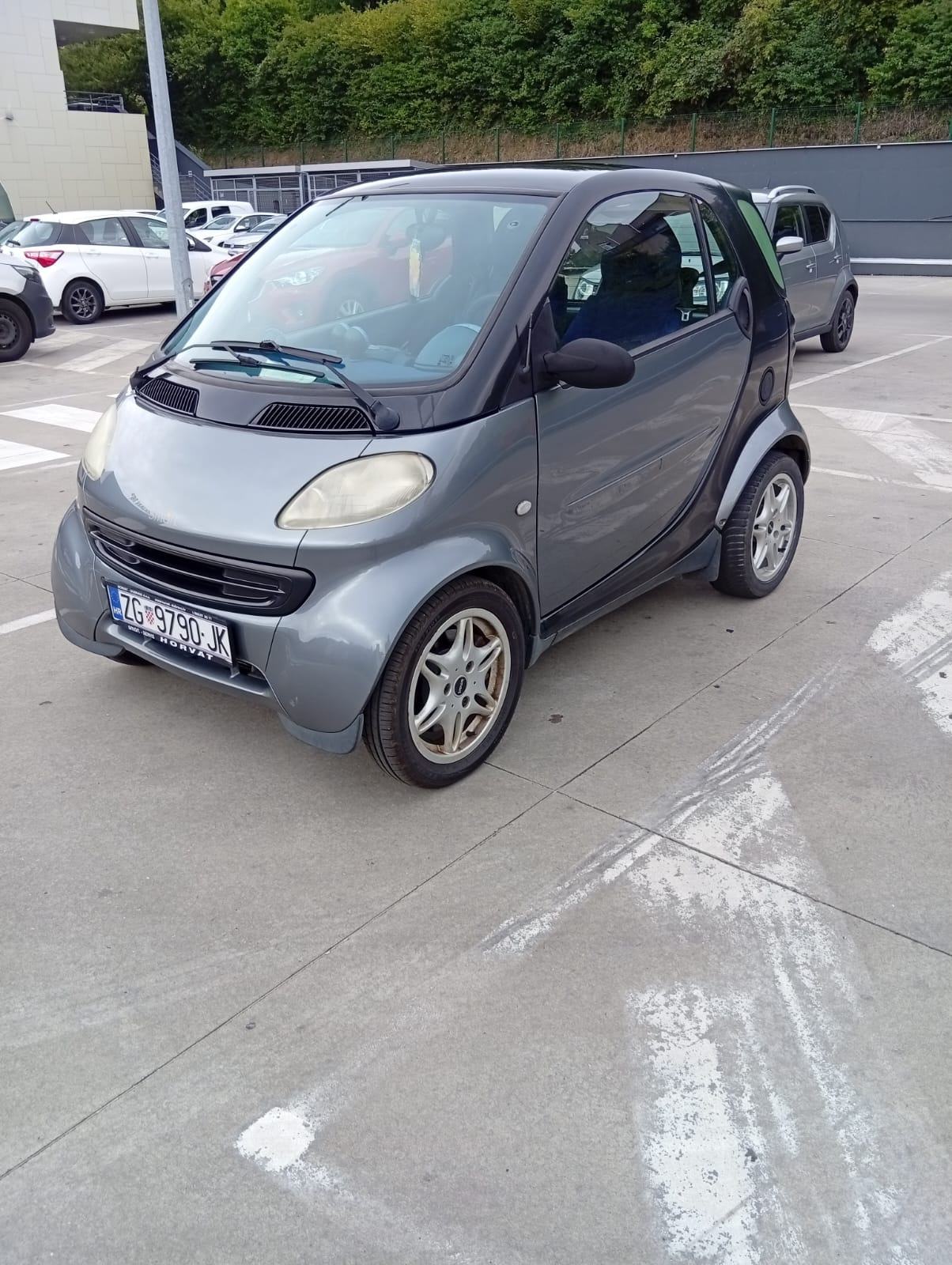 Smart fortwo coupe Smart cdi automatik, 2000 god.