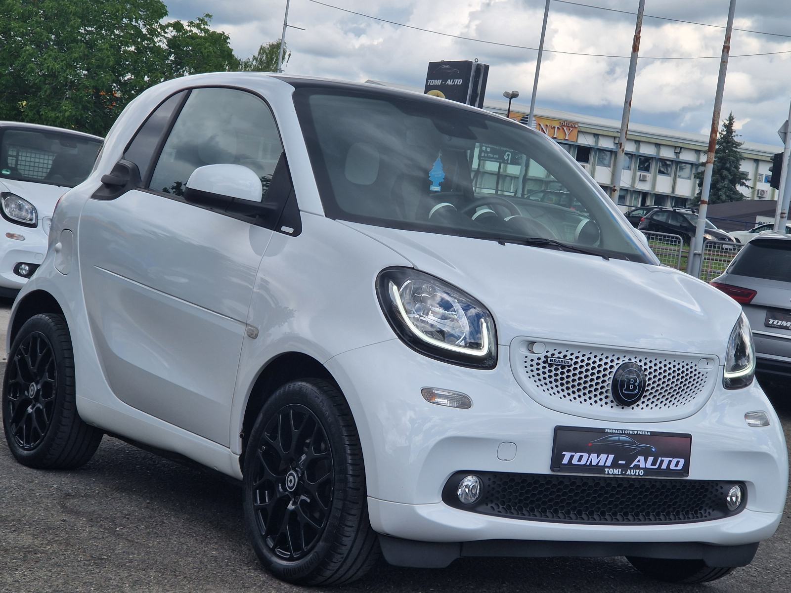 Smart fortwo coupe TURBO 90KS ,BRABUS STYLE automatik, 2015 god.