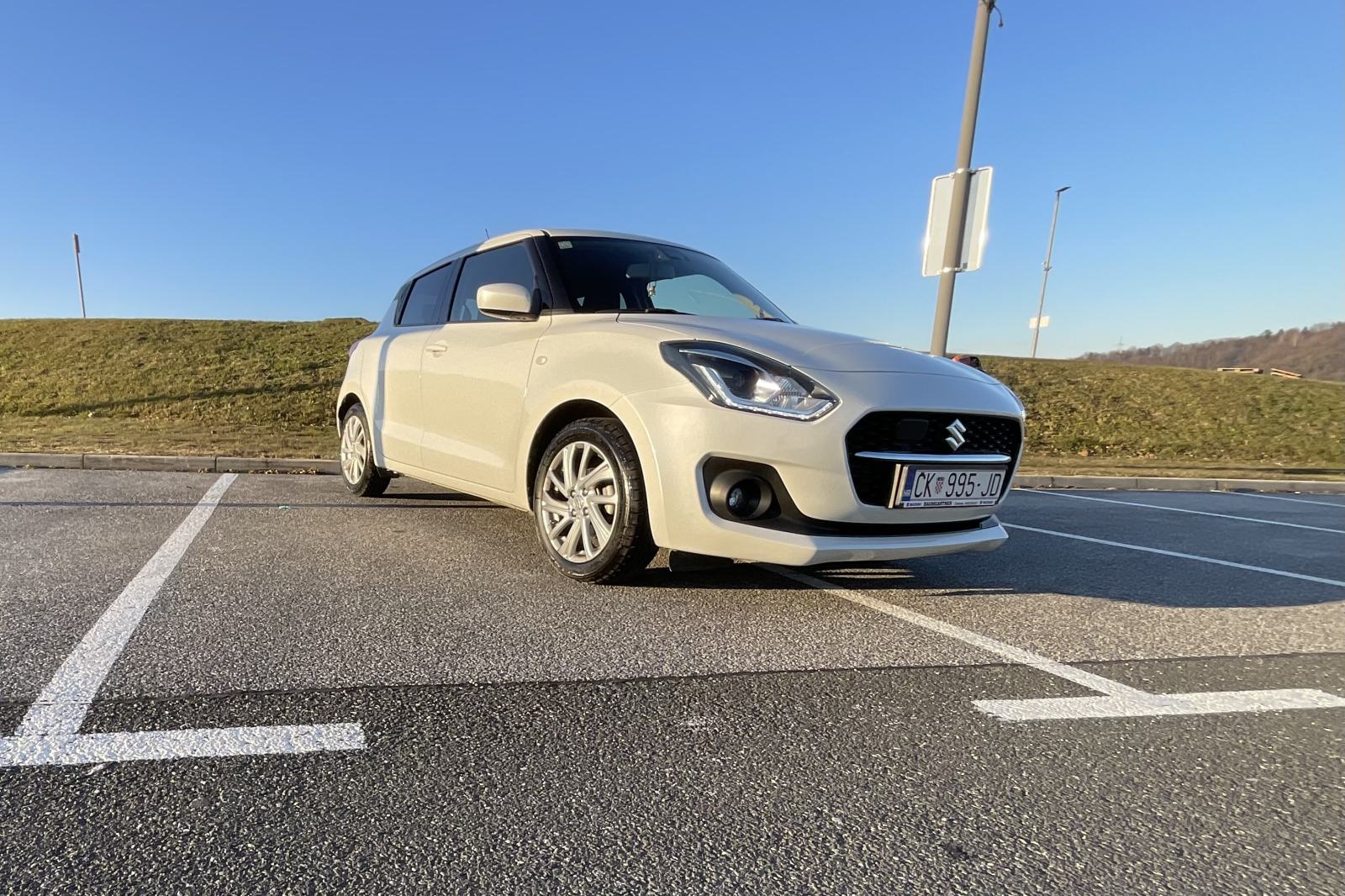 Suzuki Swift HB 1.2 GL+HYBRID, 2021 god.