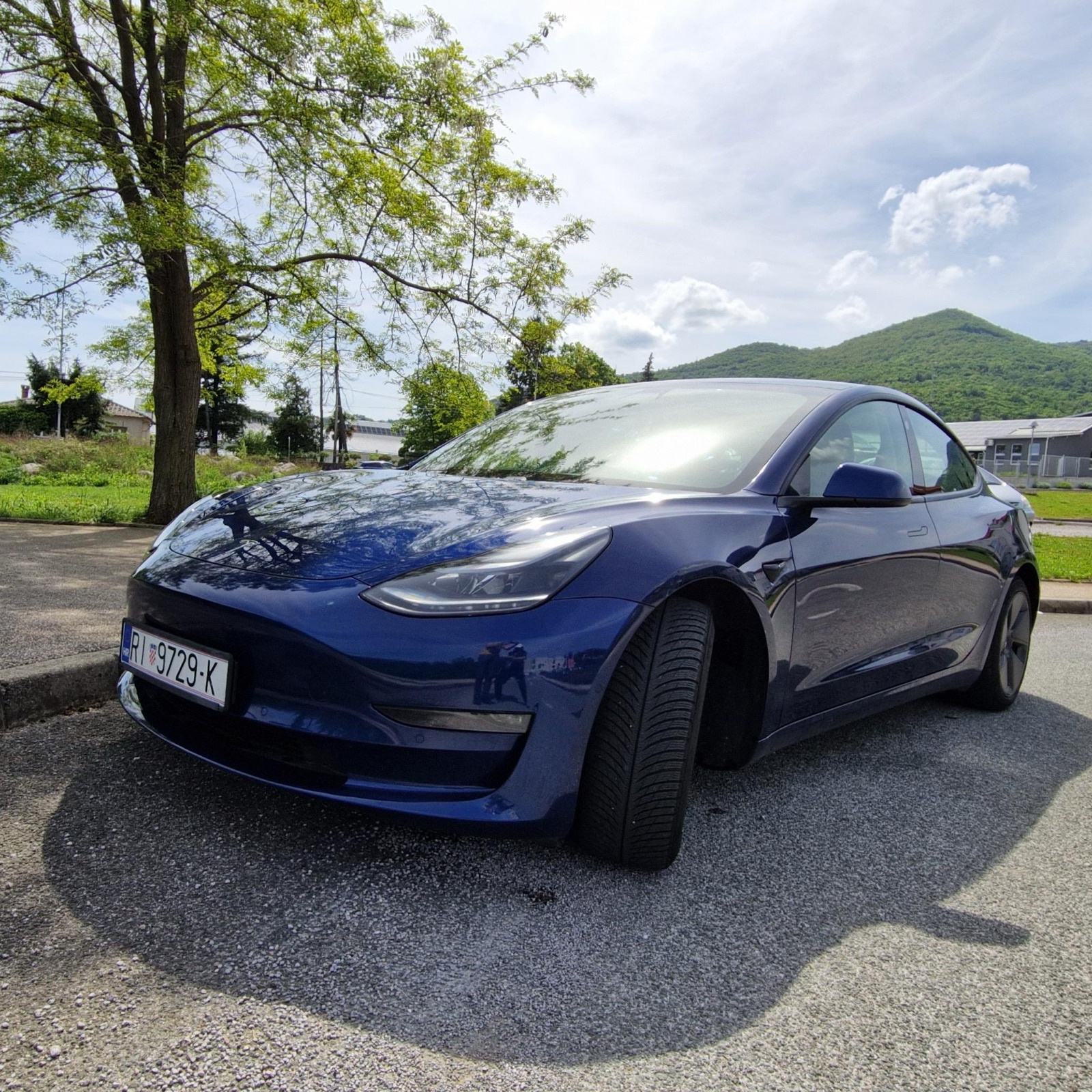 Tesla Model 3 Long Range AWD + Enhanced Autopilot, 2021 god.