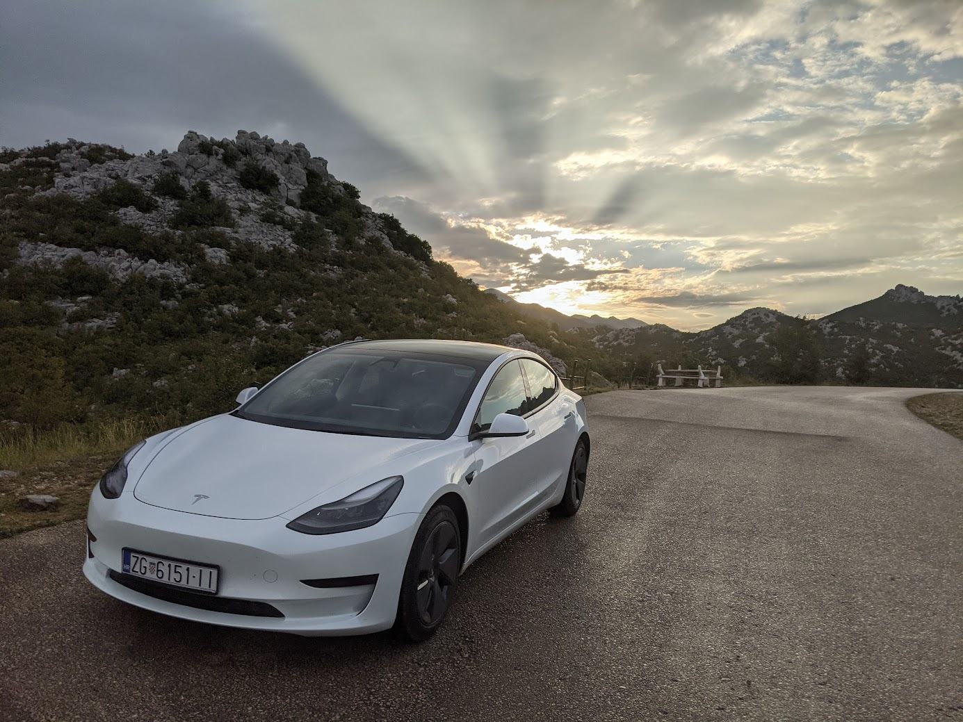 Tesla Model 3 Standard Range +, garažiran, LFP baterija, Facelift, 2021 ...