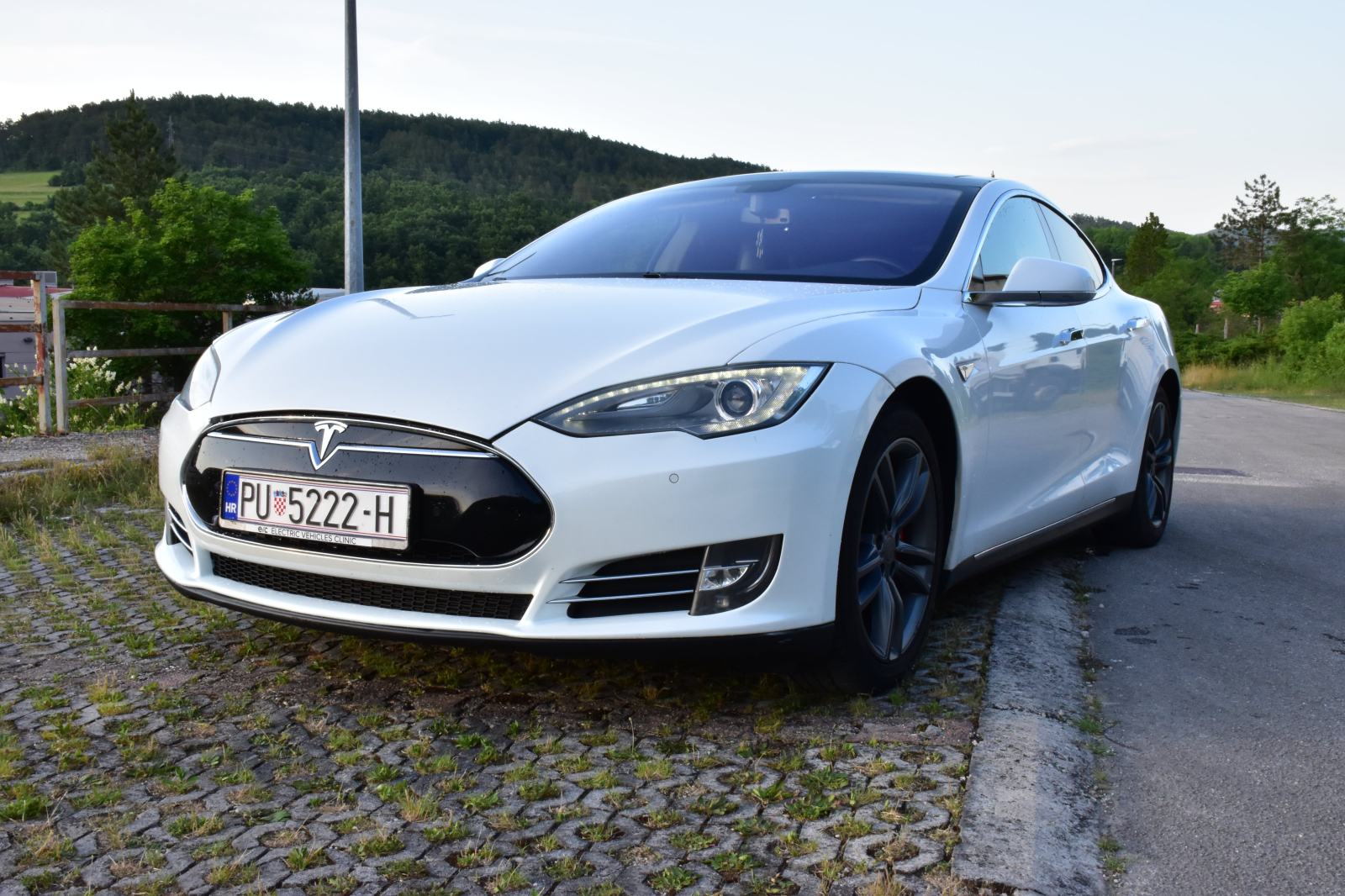 Tesla Model S P85+, 2014. godište, novi motor i baterija, 2014 god.