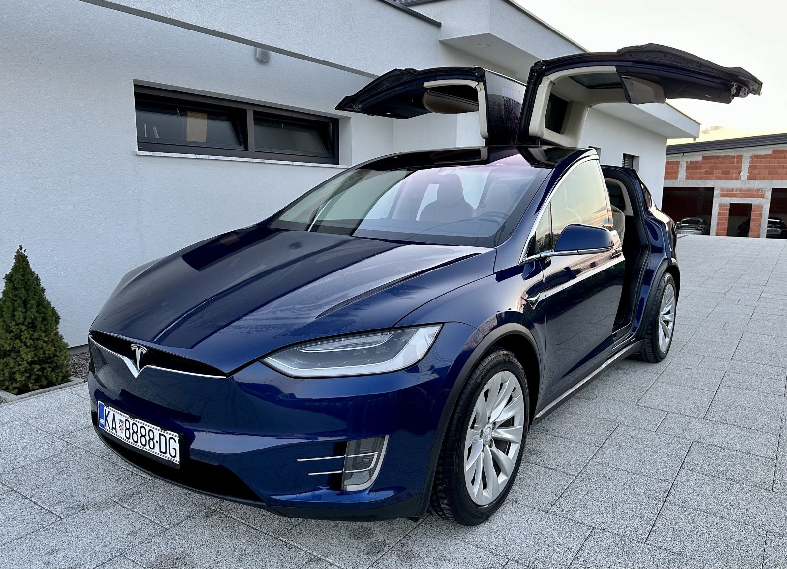 Tesla Model X 90D - DUAL MOTOR AWD- AUTOPILOT - 6 SJEDALA, 2017 god.