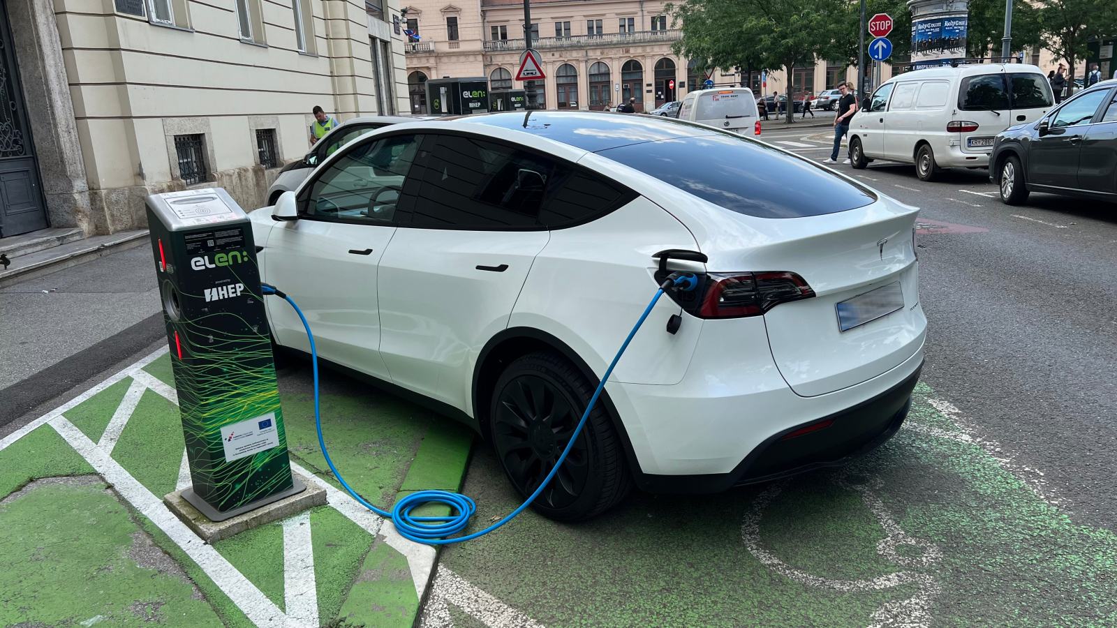 Tesla Model Y Long Range 2024 - 20zol 1vl - Acceleration Boost AWD 4x4 ...