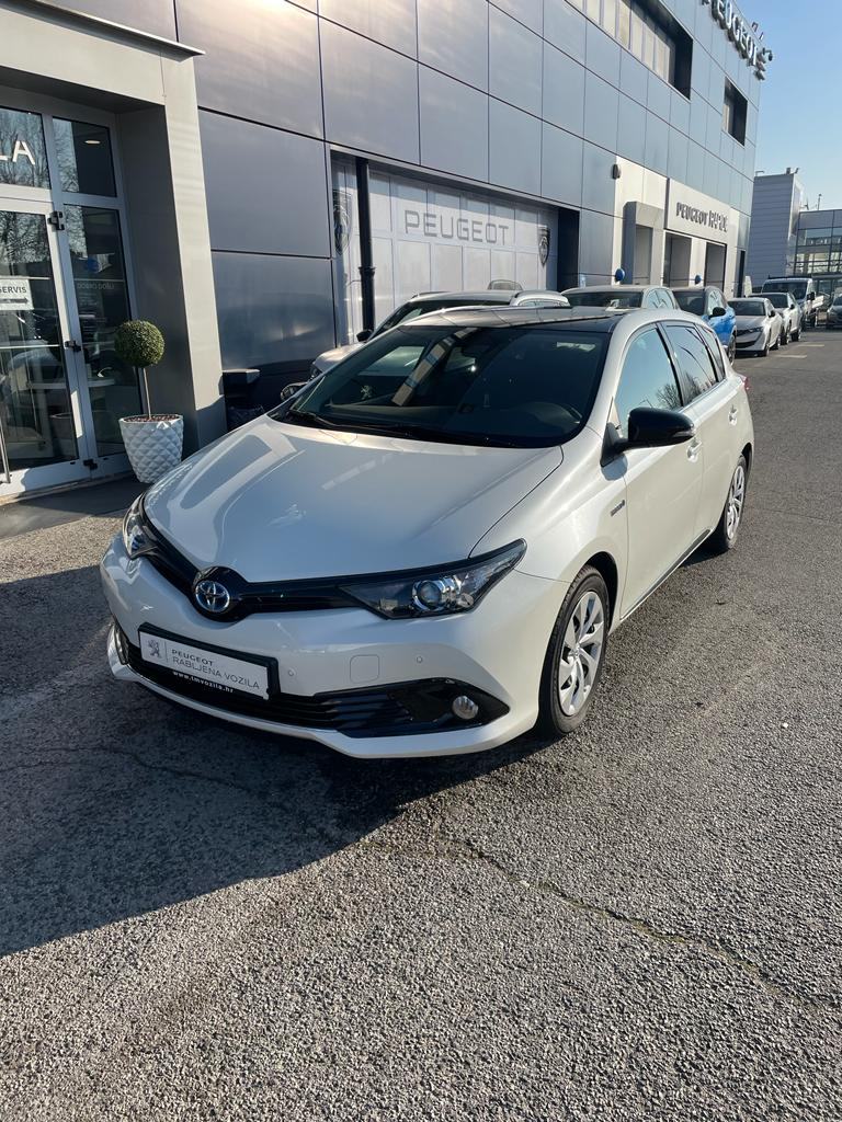 Toyota Auris HYBRID 1,8 VVTI STYLE, 2018 god.