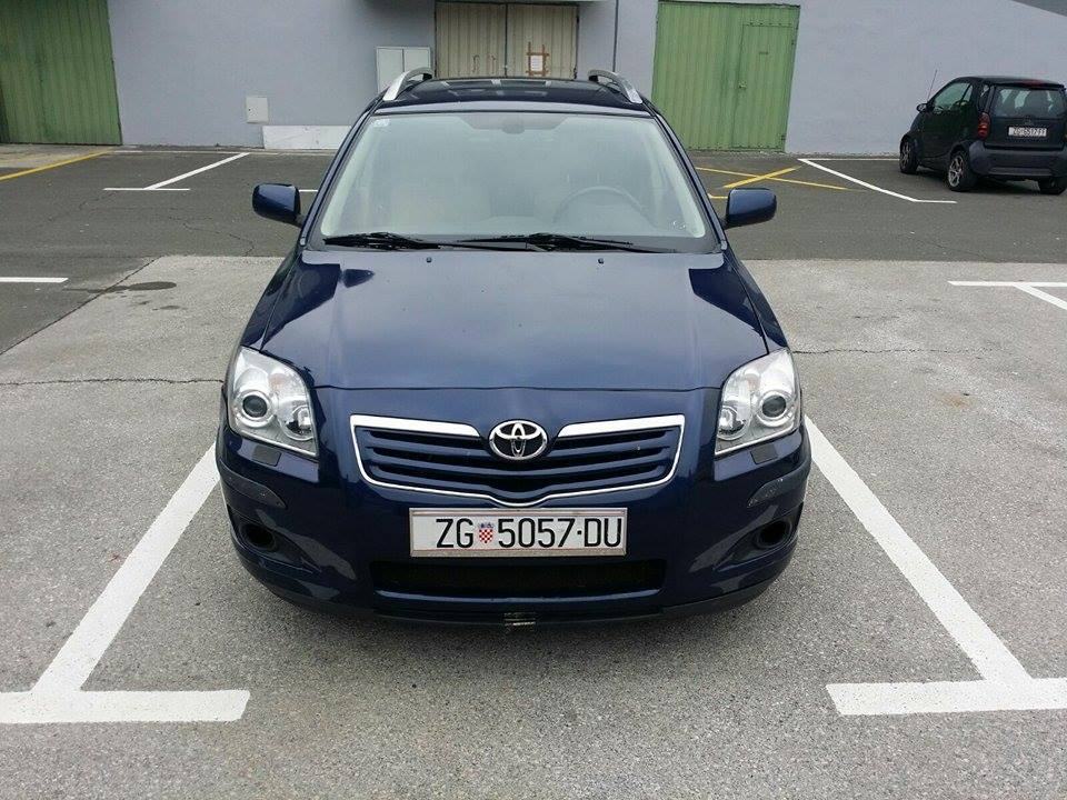 Toyota Avensis Wagon 2,0 VVT-i D4 Sol automatik, 2003 god.