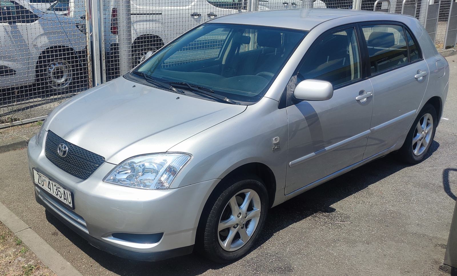 Toyota Corolla 2.0 D-4D reg. do 6/2026, 2004 god.