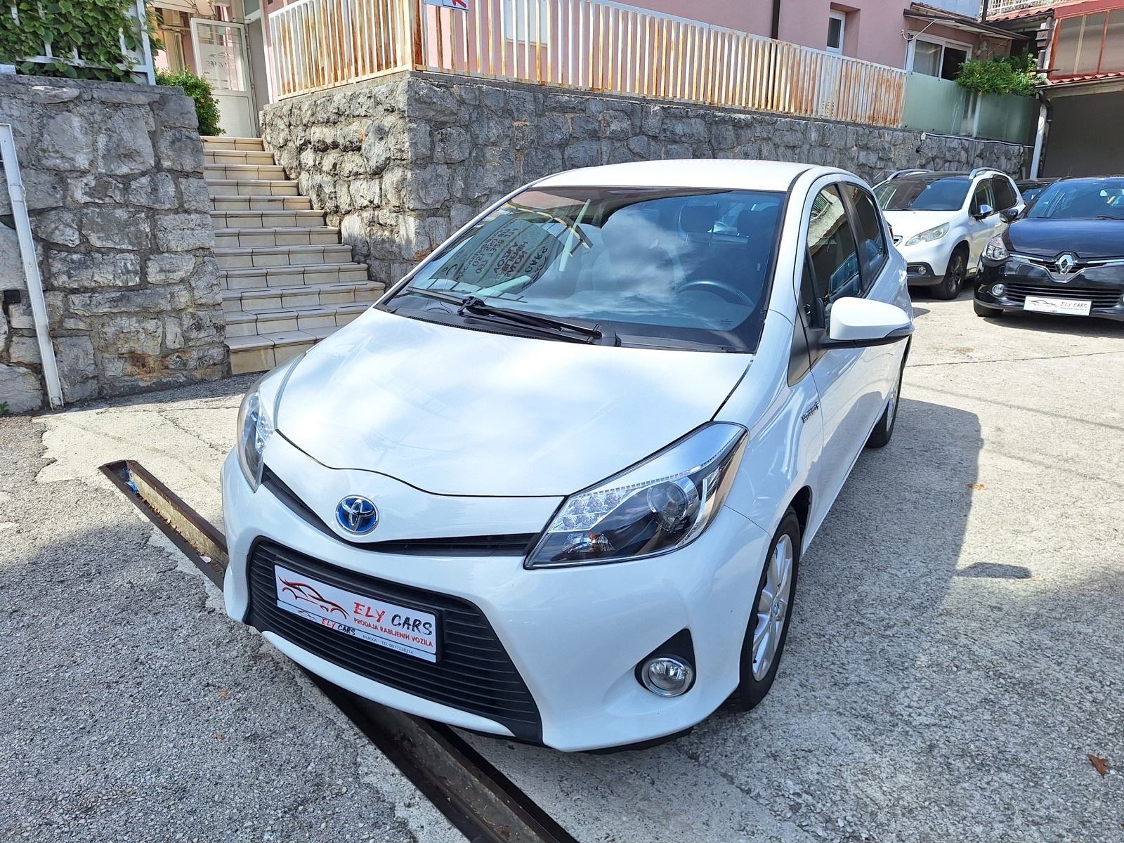 Toyota Yaris 1,5 VVT-i Sol automatik (REZERVIRAN, 2014 god.