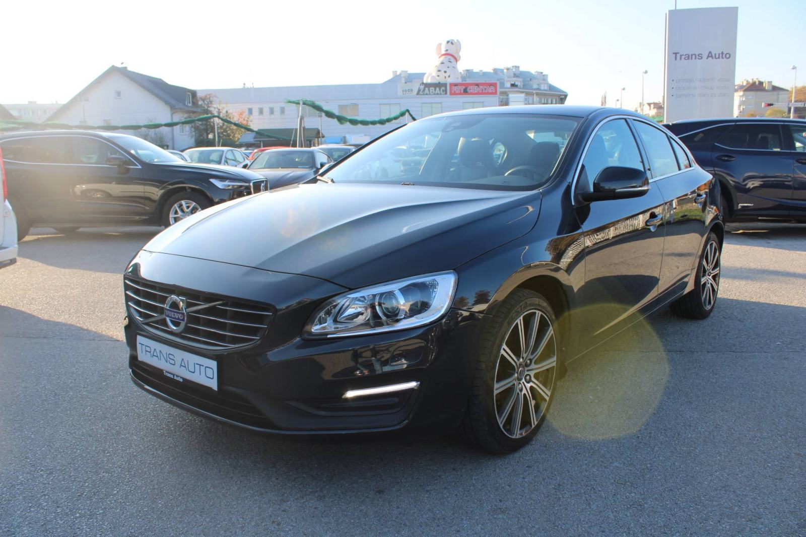 Volvo S60 D3 AUTOMATIK *KOŽA, NAVIGACIJA, KAMERA*, 2018 god.