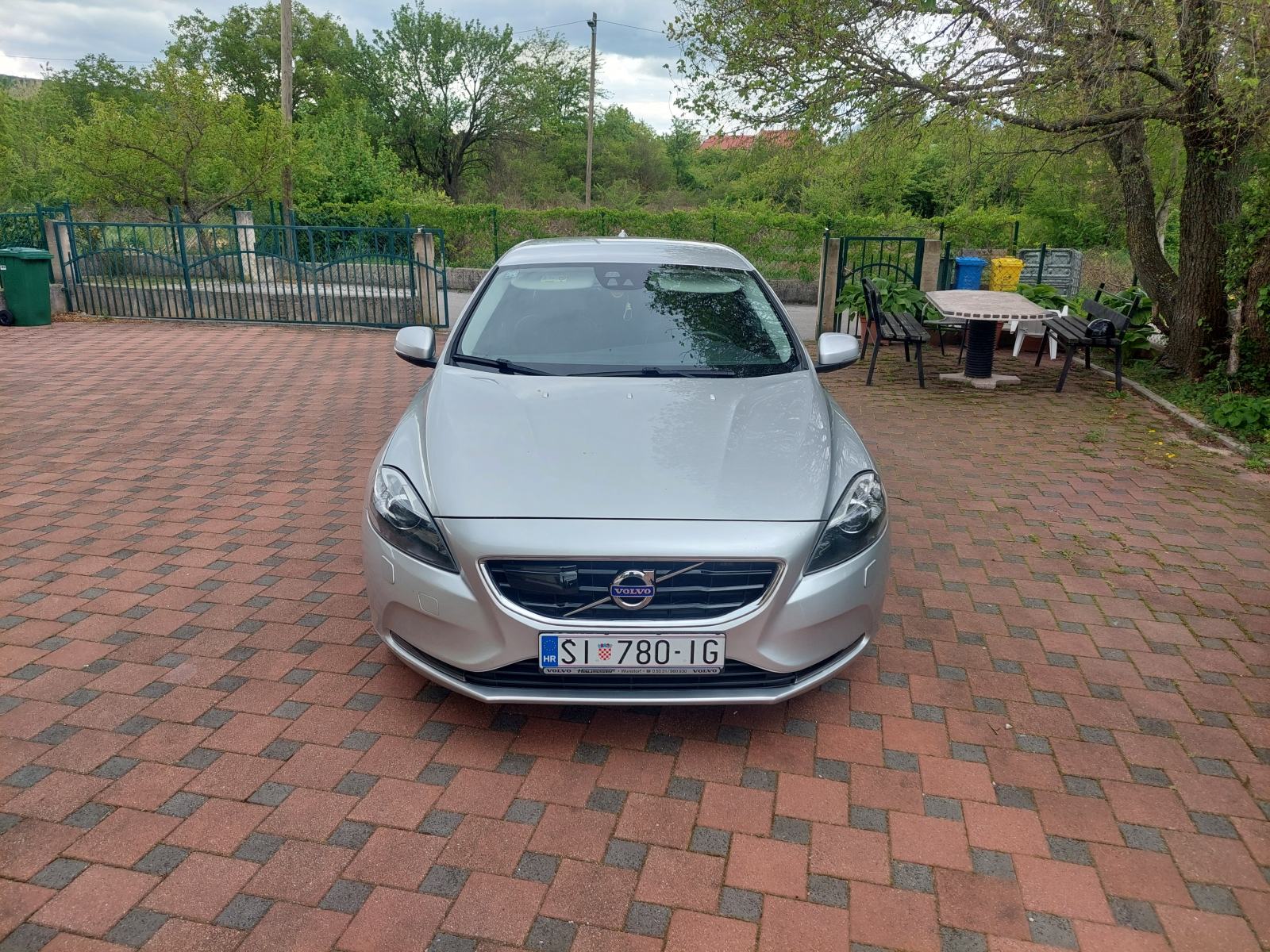 Volvo V40 D4, 2015 god.