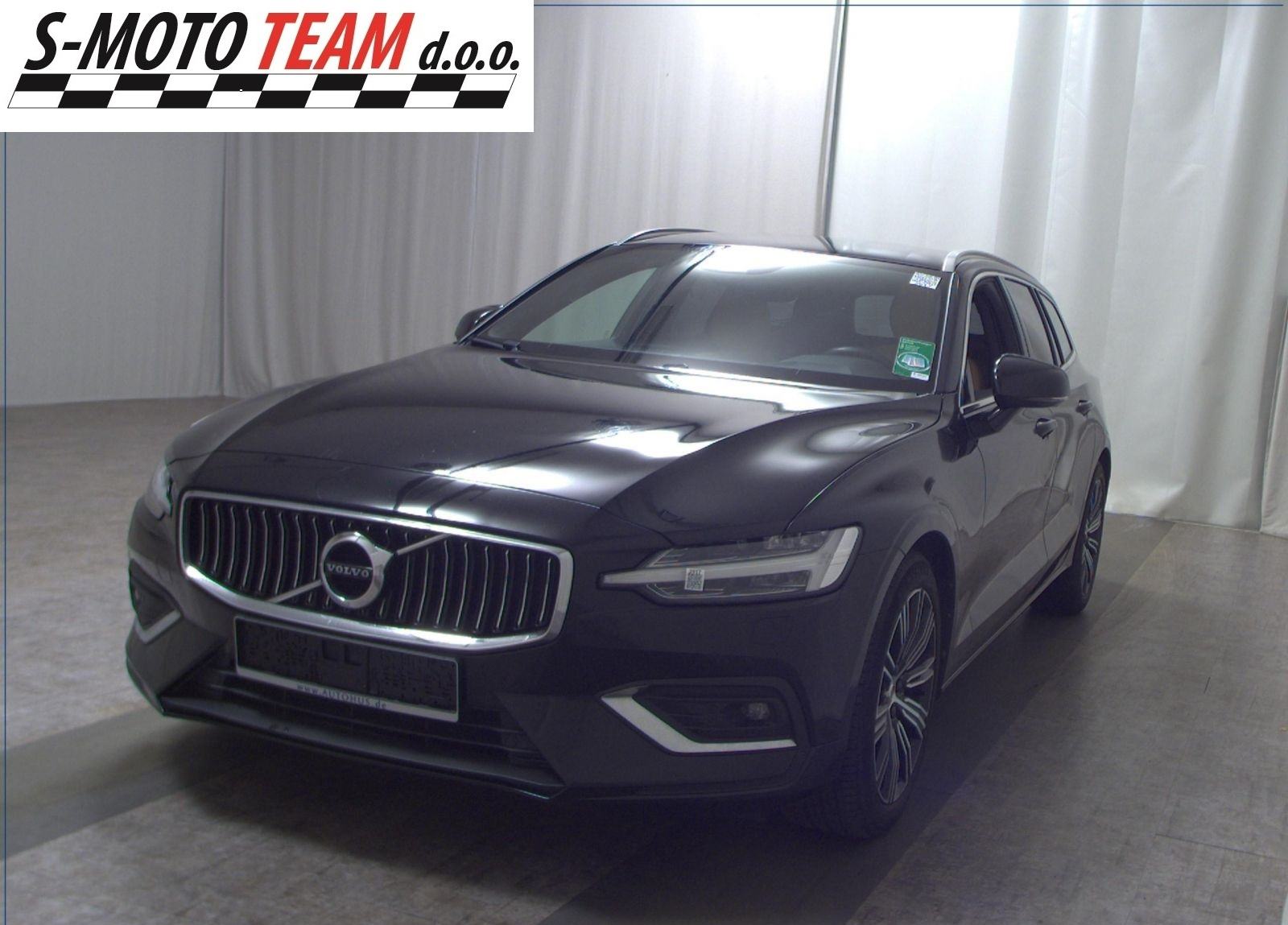 Volvo V60 D4 Inscription Leder Navi LED AHK, 2019 god.