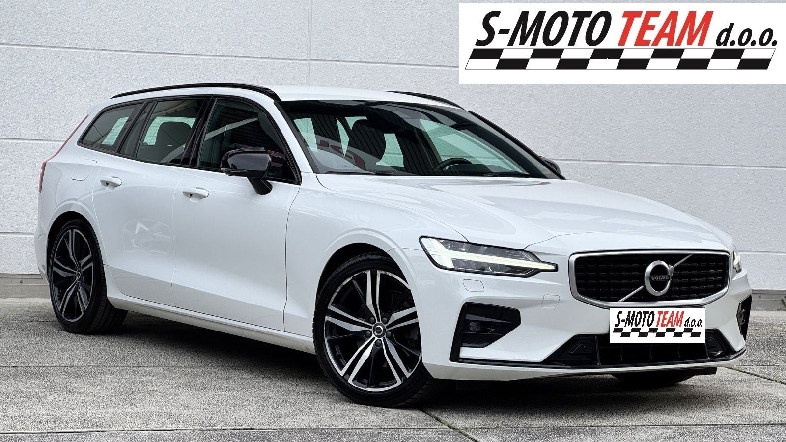Volvo V60 D4 R Design, 2020 god.