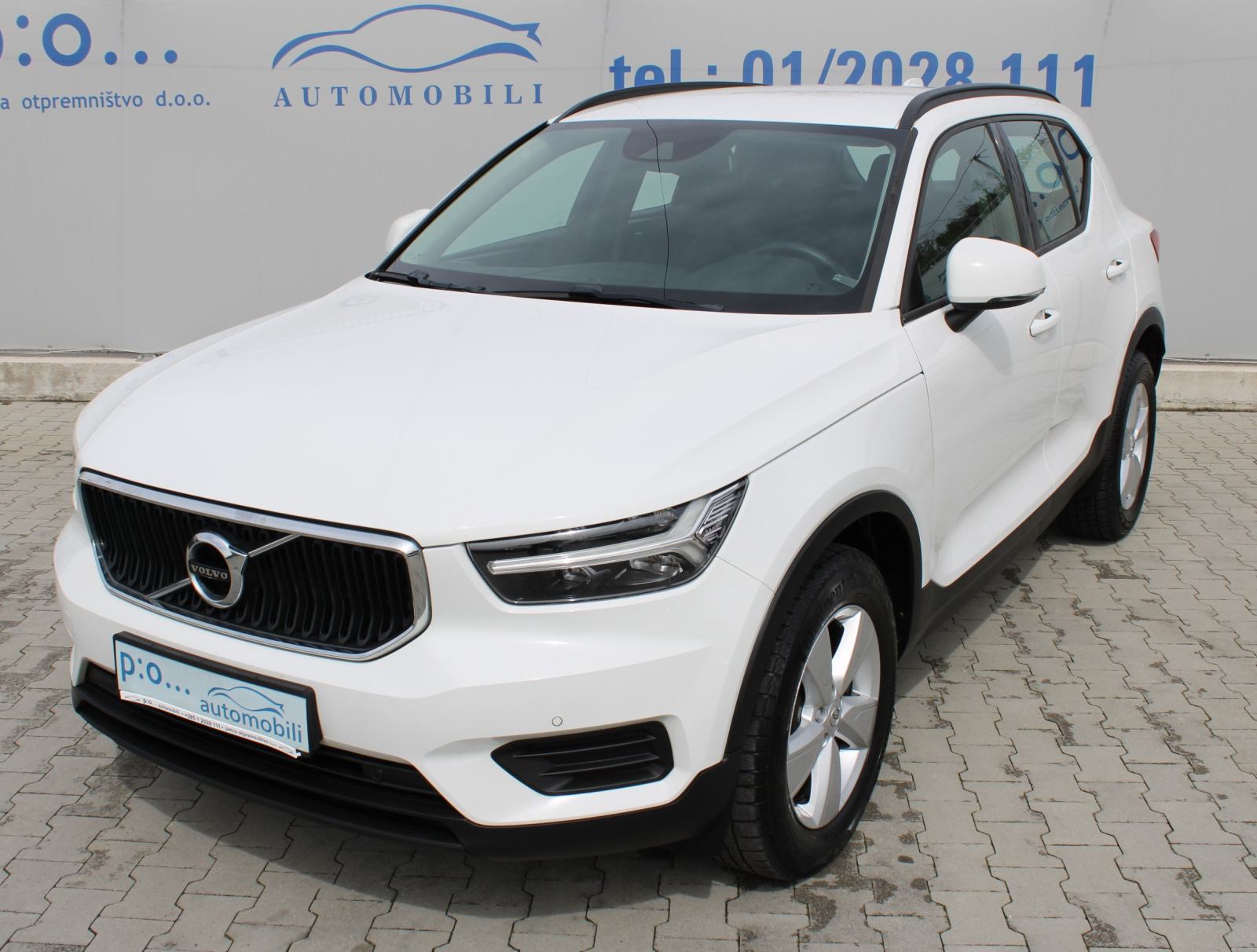 ️Volvo XC40 2.0D3 LED VIRTUAL ALU NAVI 2xPDC Tempomat Bluetooth 2019 ...