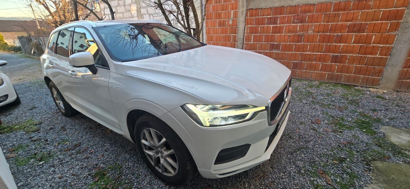 Volvo XC60 AWD D4 SUPER PRILIKA, 2017 god.