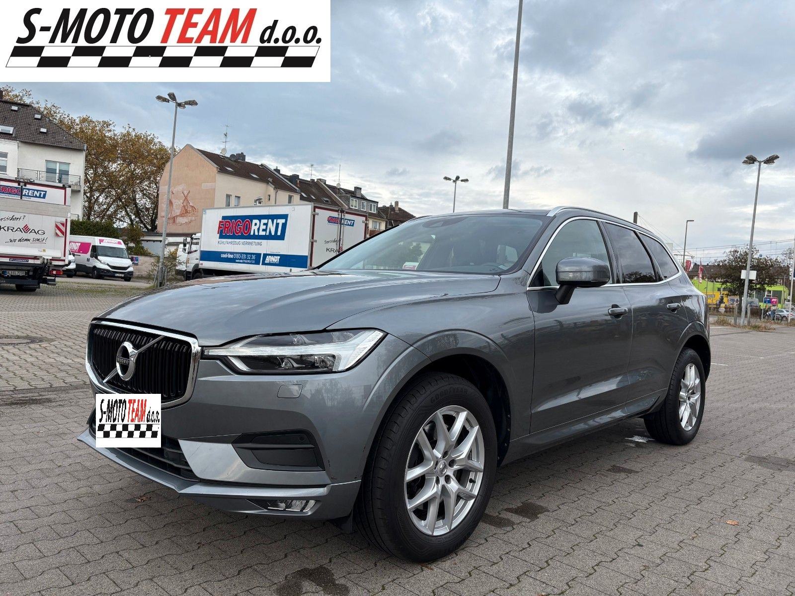 Volvo XC60 D4 Momentum Geartronic *PILOT ASSIST*, 2019 god.