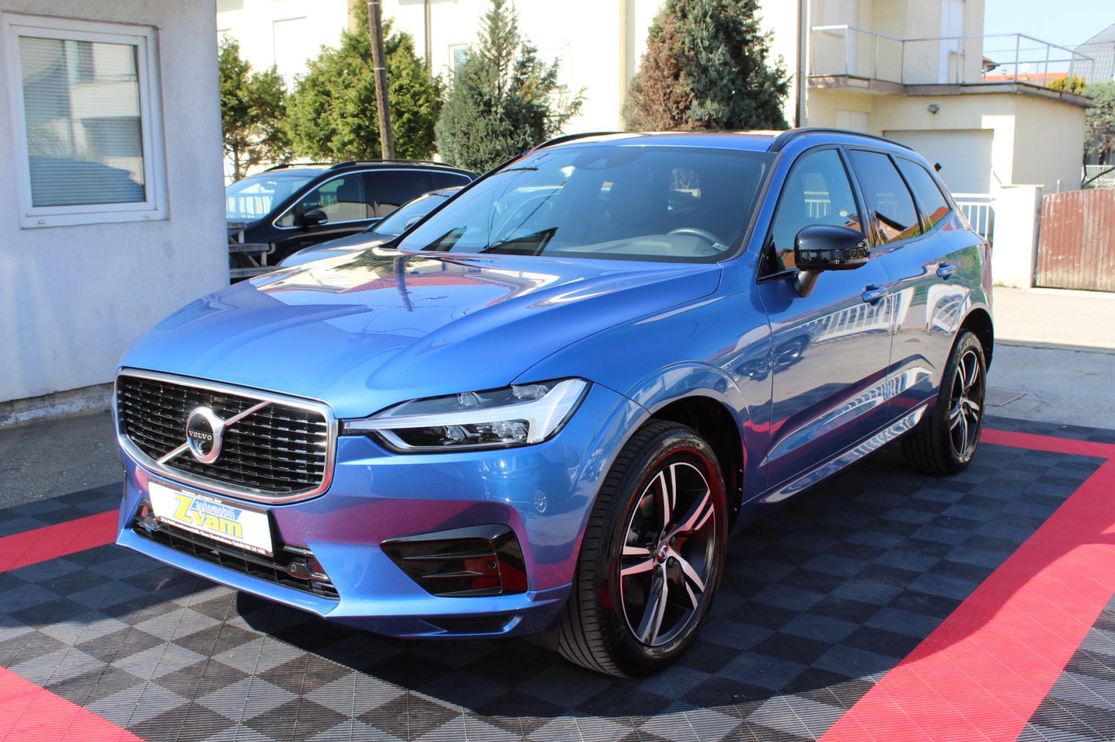 Volvo XC60 D4 R-DESIGN, AUTOMATIK, LED, PANORAMA, GARANCIJA DO 2 GOD ...