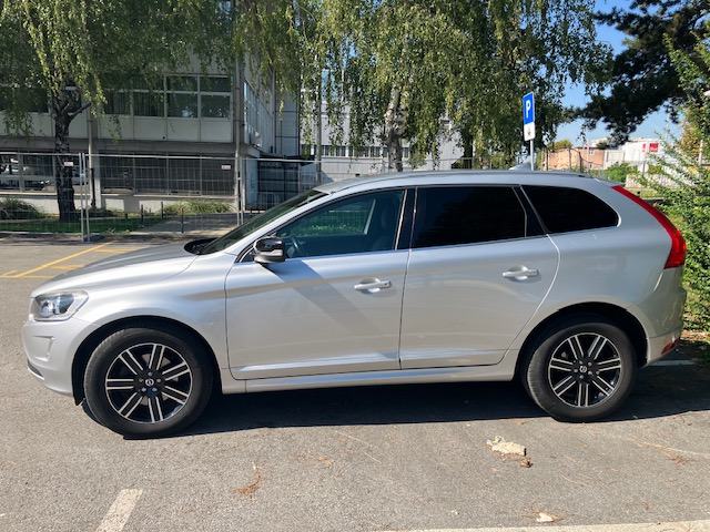 Volvo XC60 FWD D3 automatik, 2017 god.
