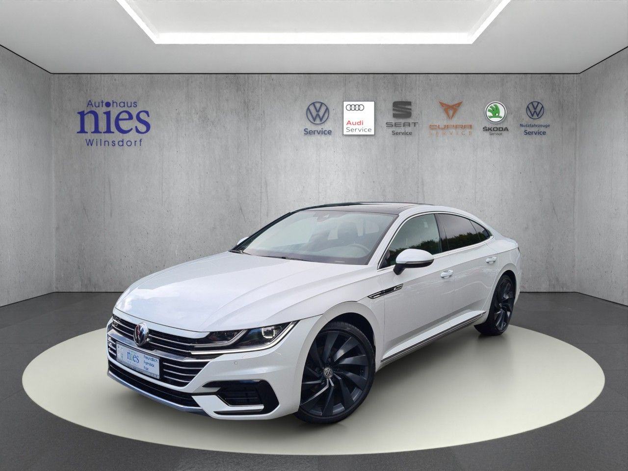 VW Arteon 2,0 TDI R-Line PANORAMA ACC DCC ACTIVE LIGHT WEBASTO, 2018 god.